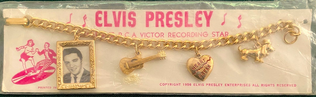 Elvis Presley CHARM BRACELET Original on Pink & White Card © 1956 EPE ...