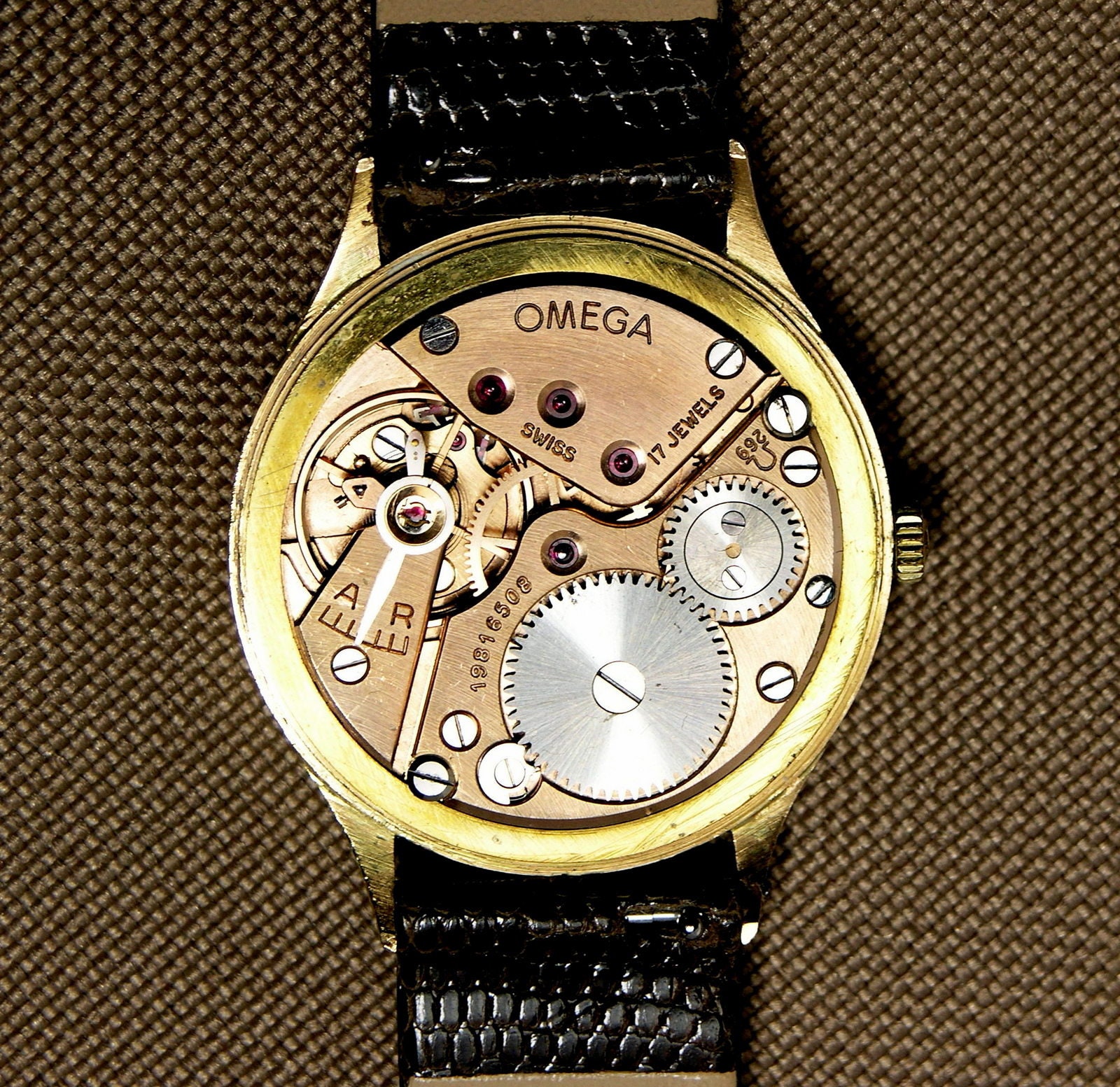 OMEGA Cal 269 18K Gold - Etsy