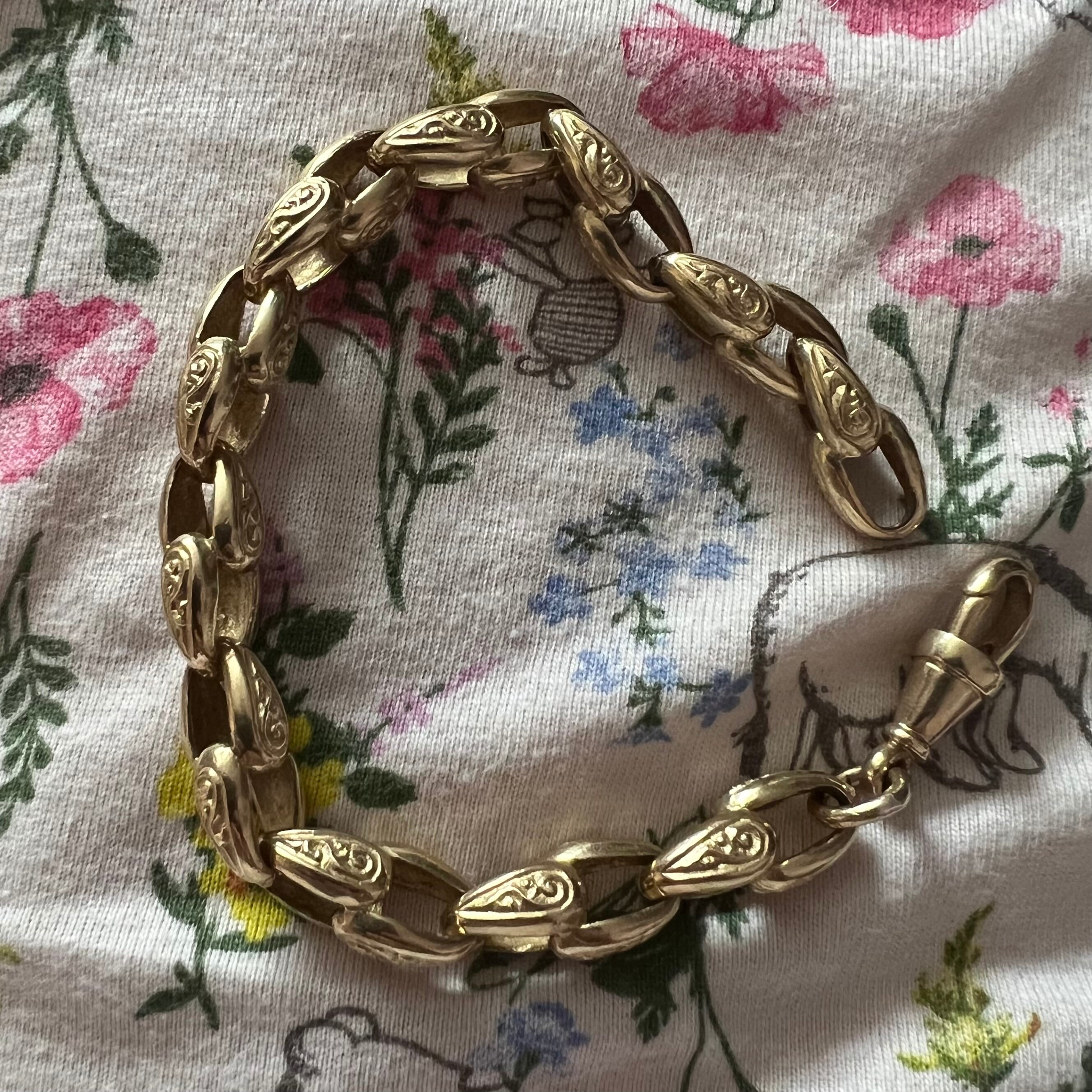 9ct gold heavy tulip link bracelet