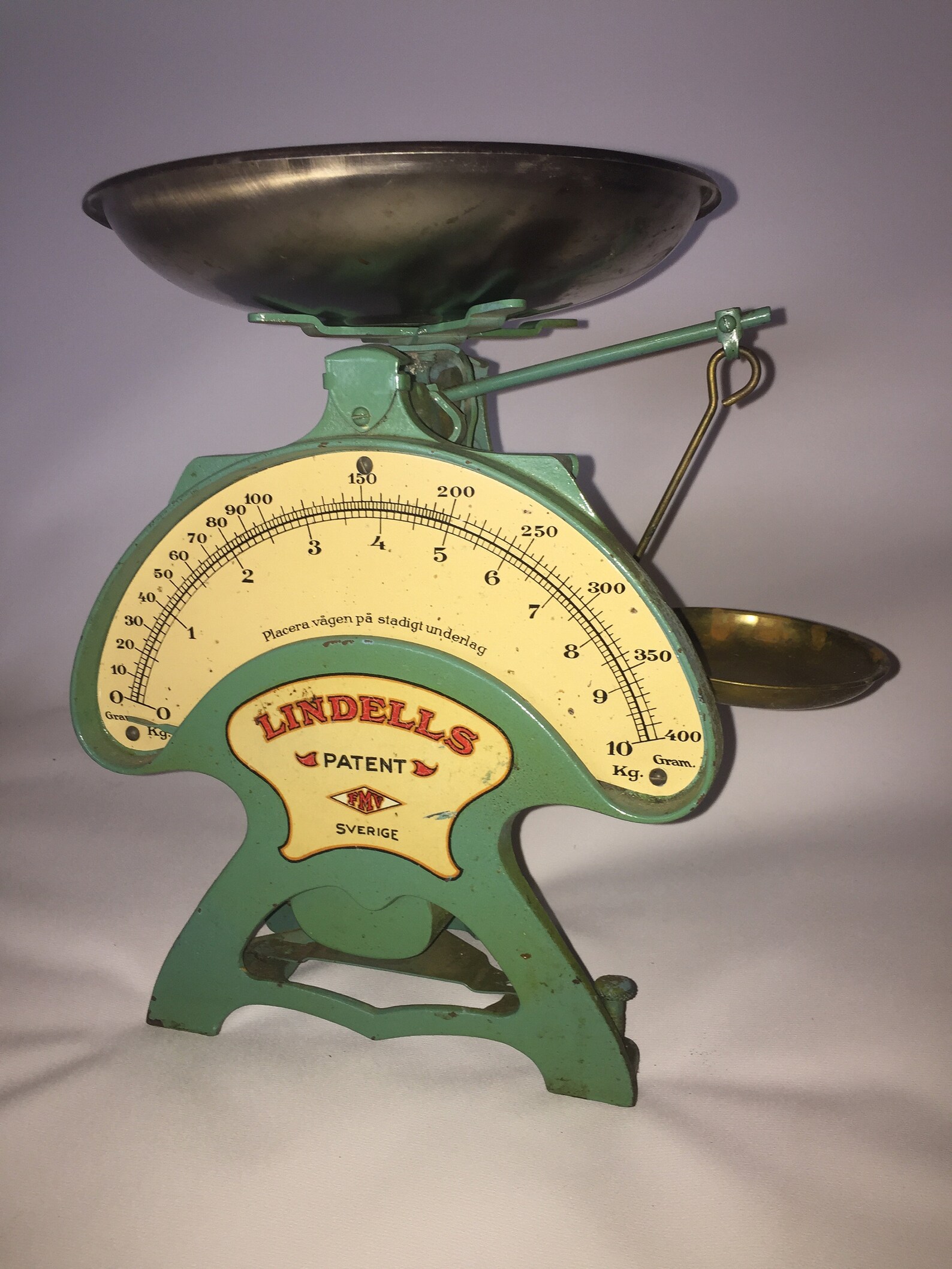 Antique scale | Etsy