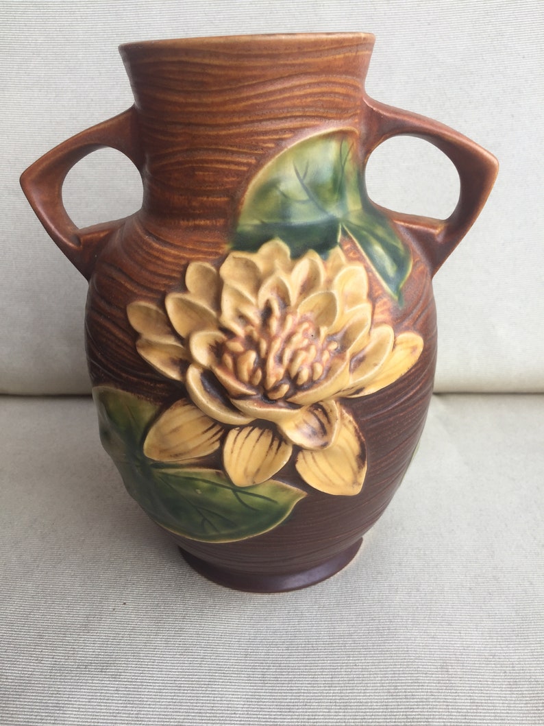 Roseville Water Lily Vase - Etsy