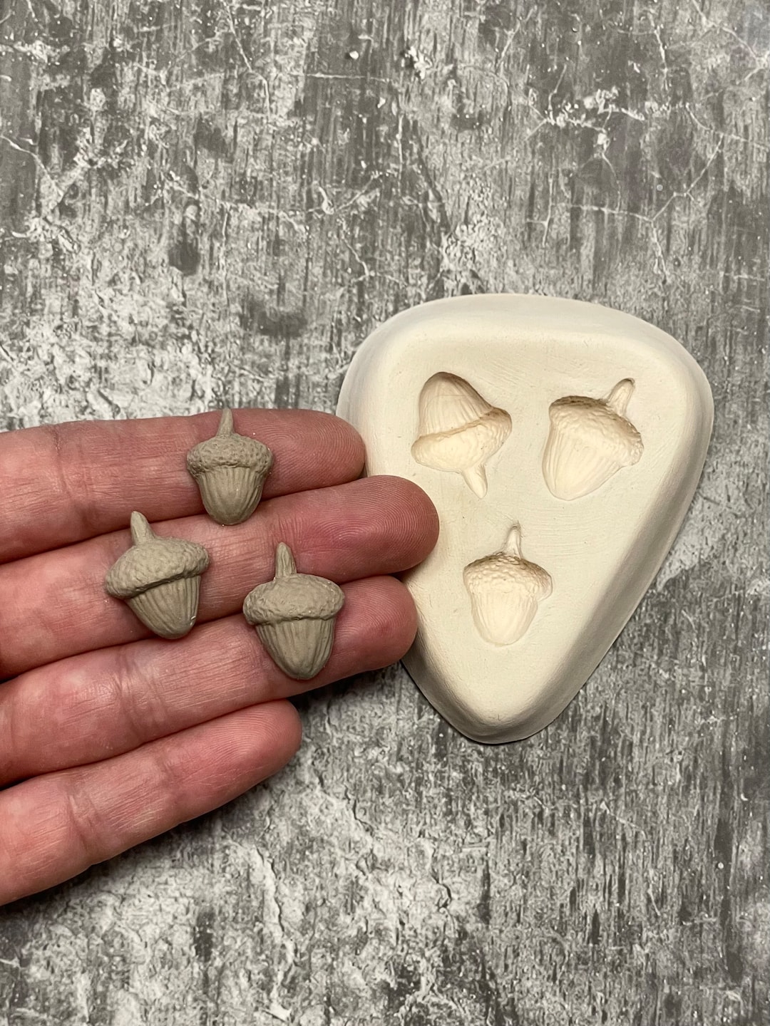 Three Acorns Sprig Mold - Etsy