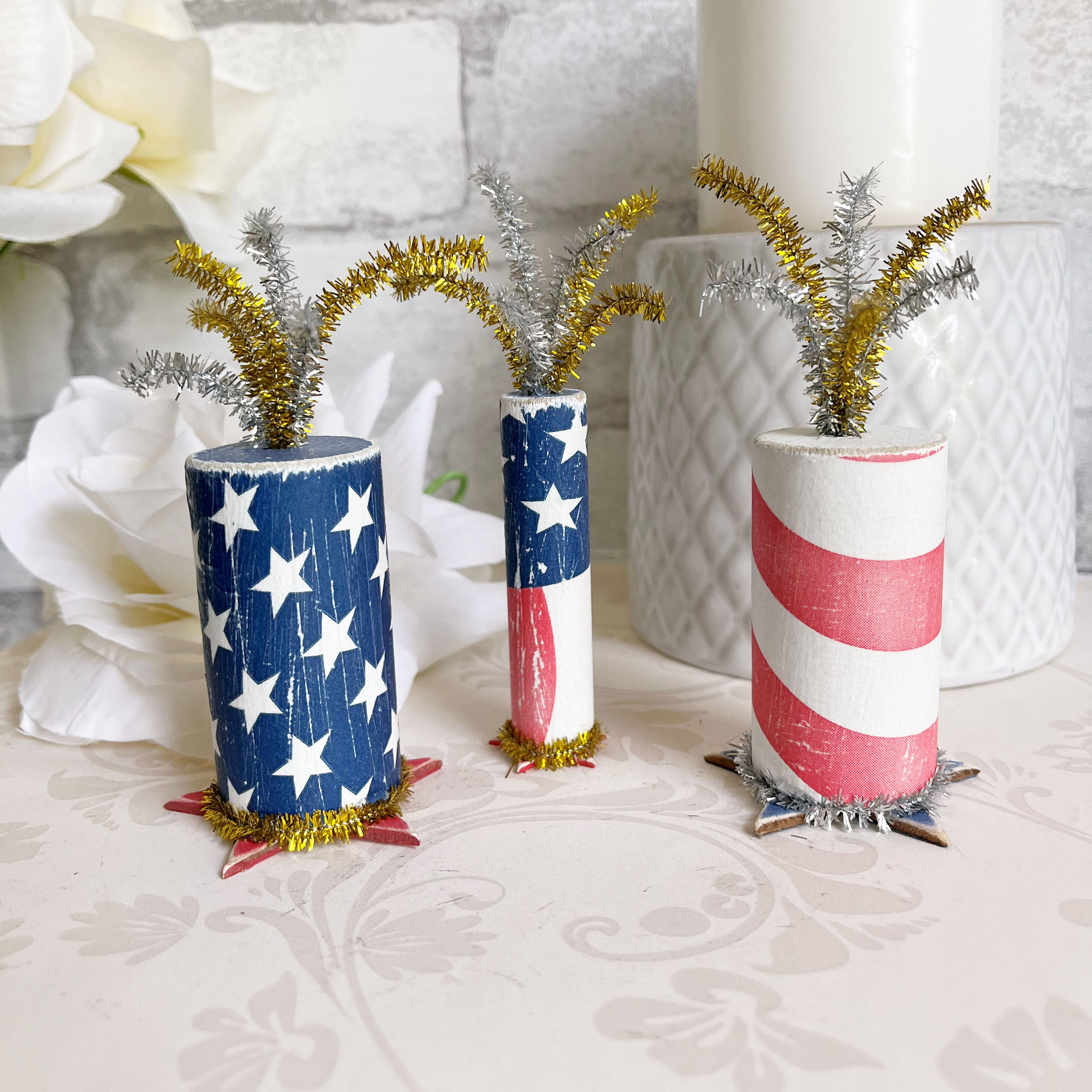 Farmhouse July 4th Firecrackers Red White Blue Flag Independence Day ...