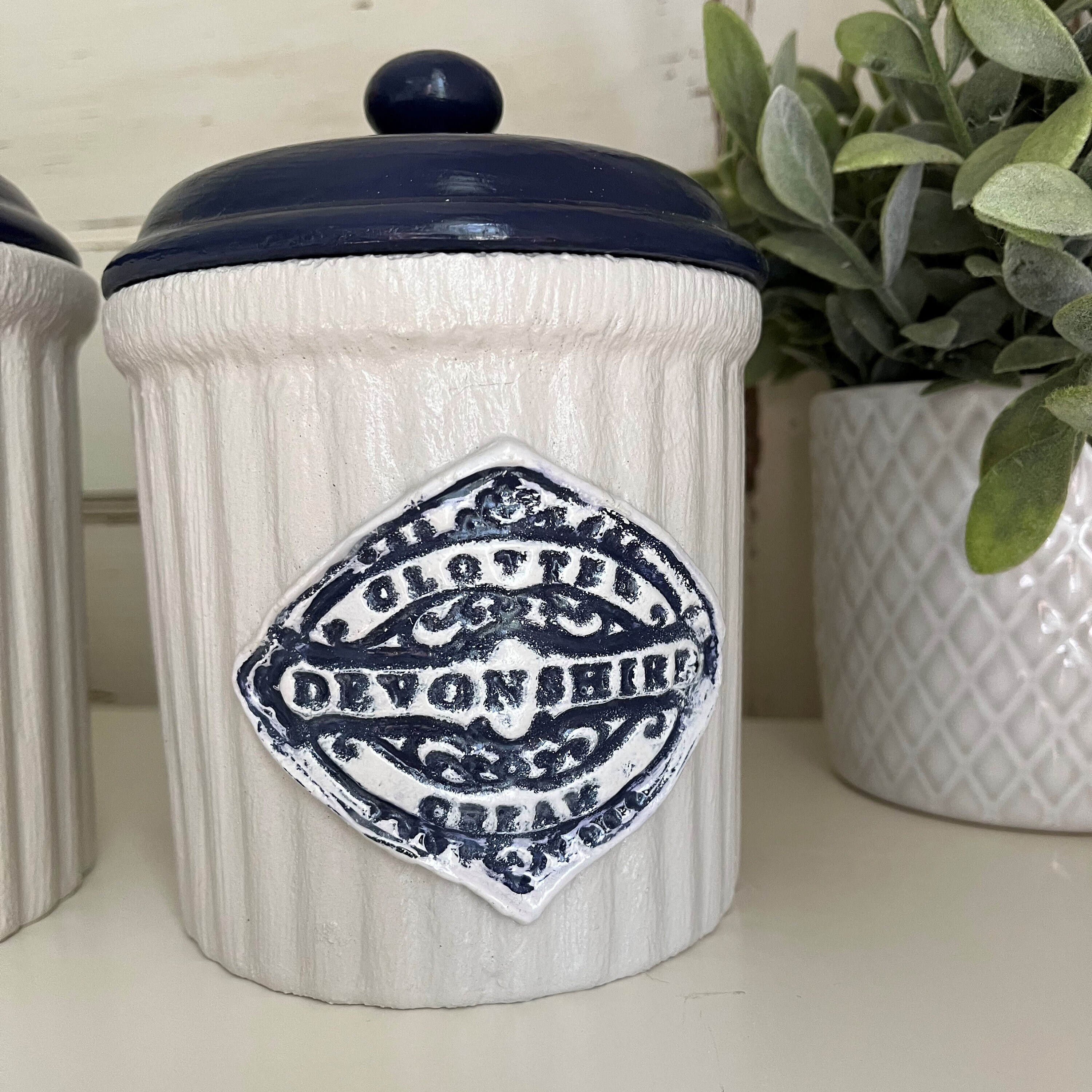 French Country Cottage Farmhouse Devonshire Clotted Cream Crock ...