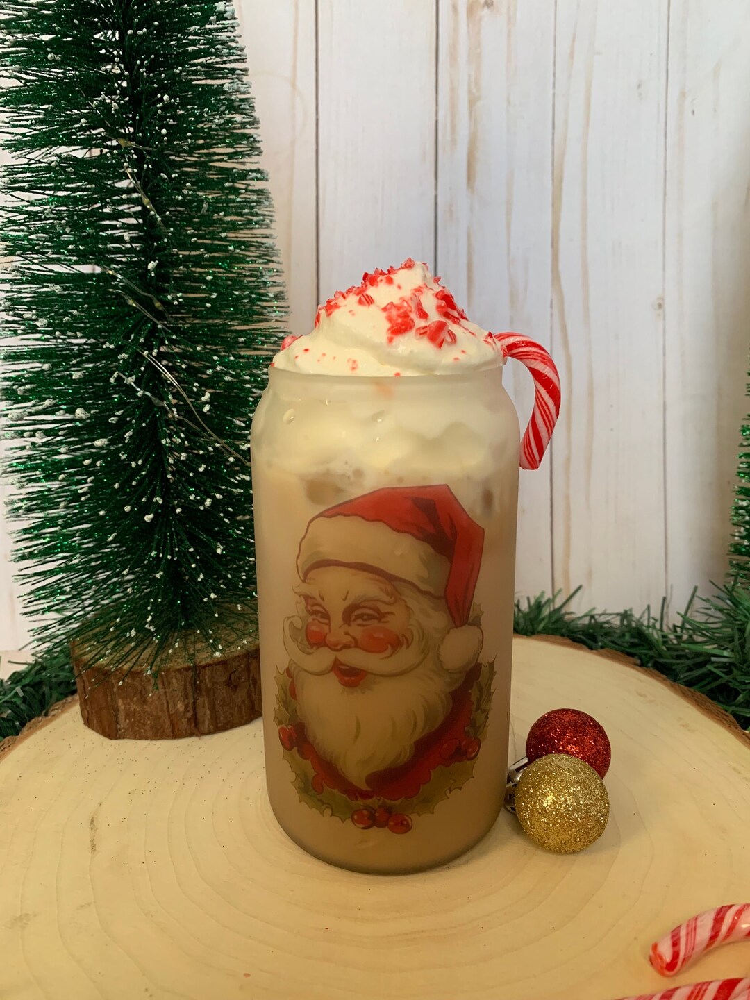 Santa Holiday Glass Beer Can Cup | 16 Oz Frosted Glass W/ Bamboo Lid ...