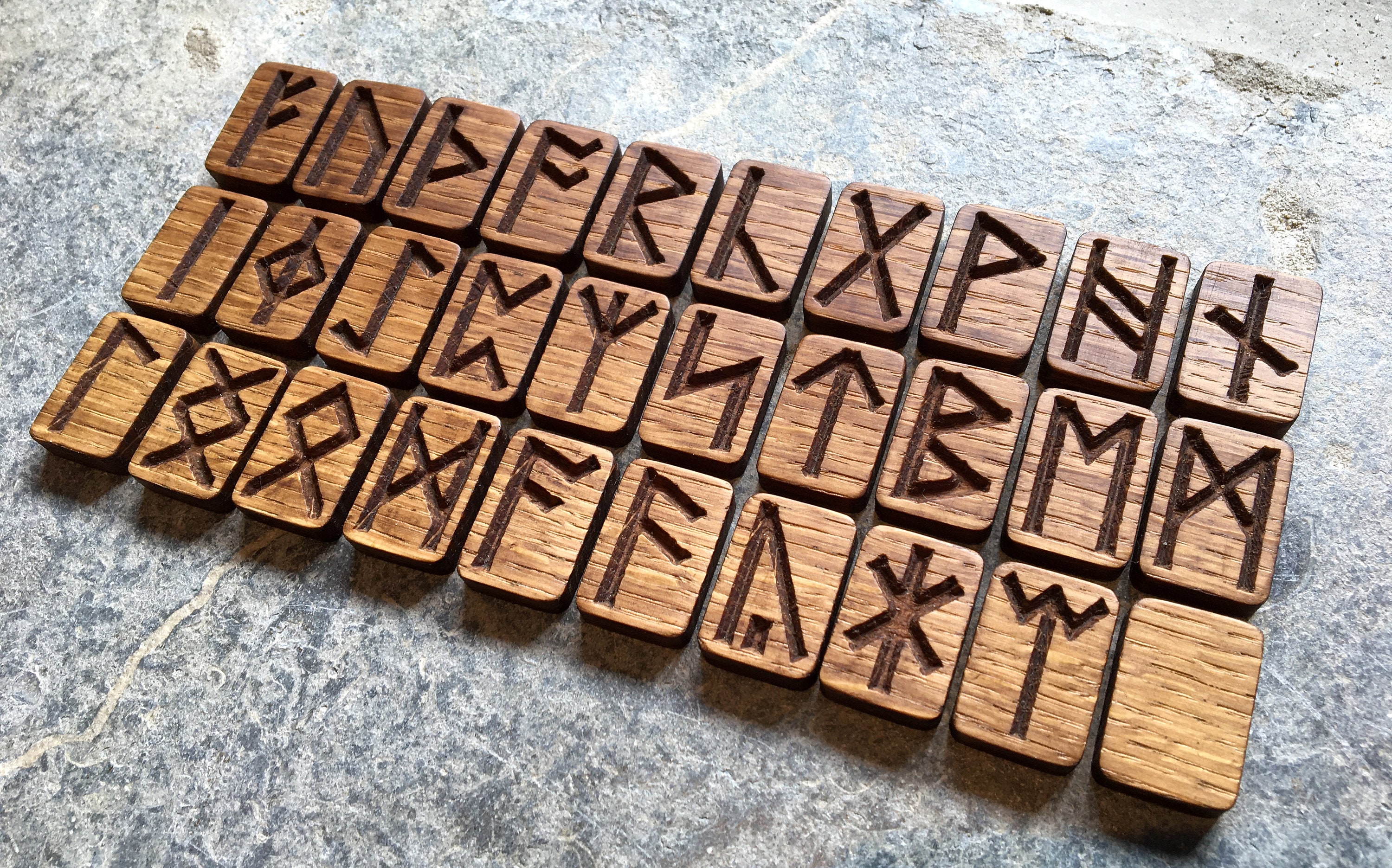 Oak Carved ANGLO-SAXON RUNE Set futhorc With Custom Oak Box - Etsy