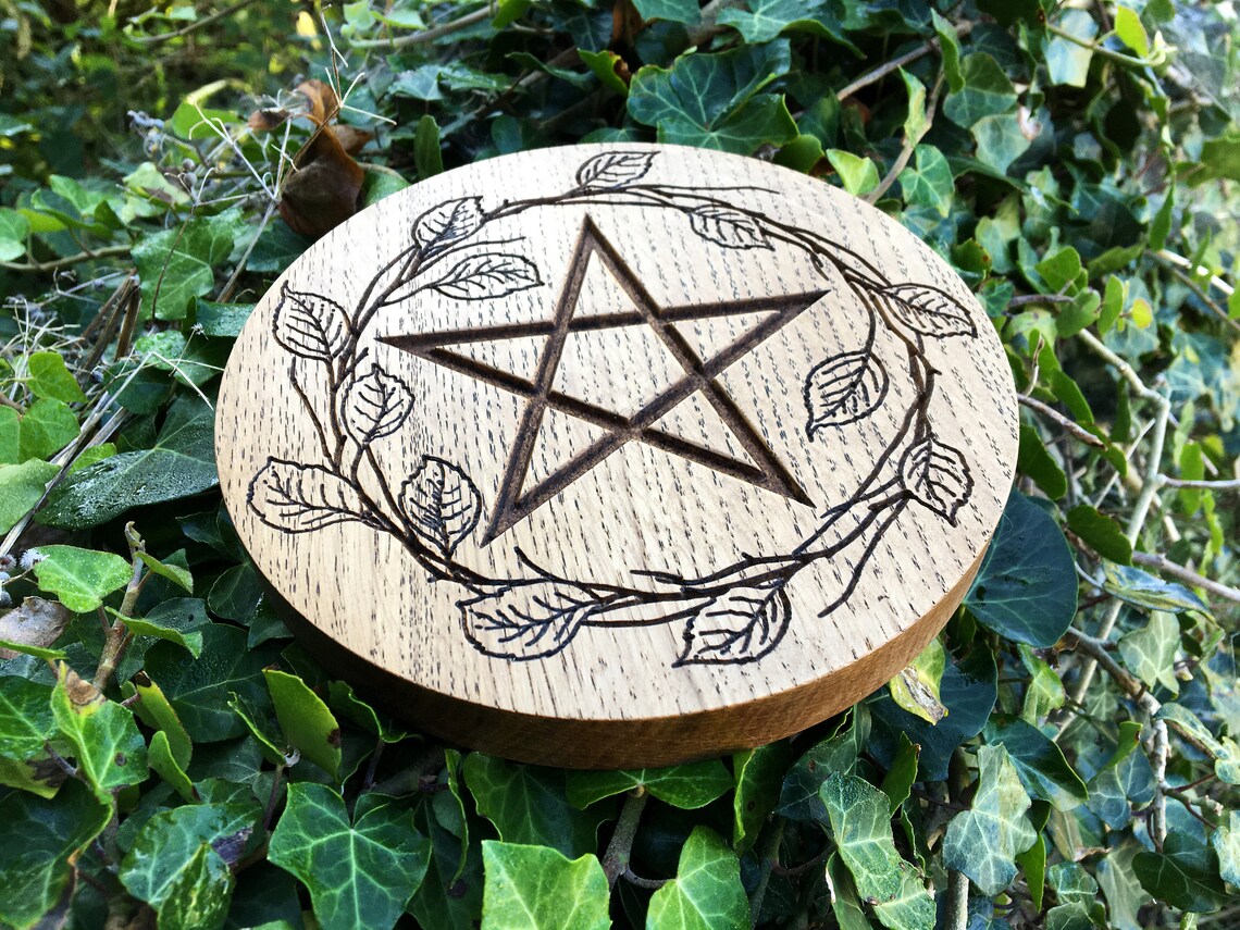 CUSTOM ALTAR PENTACLE Carved in Solid Oak With 13 Leaves - Etsy