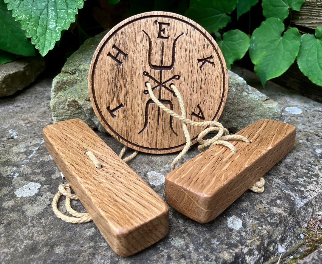 STROPHOLOS / IYNX WHEEL - Carved in Solid Oak (hekate Spinning Wheel ...