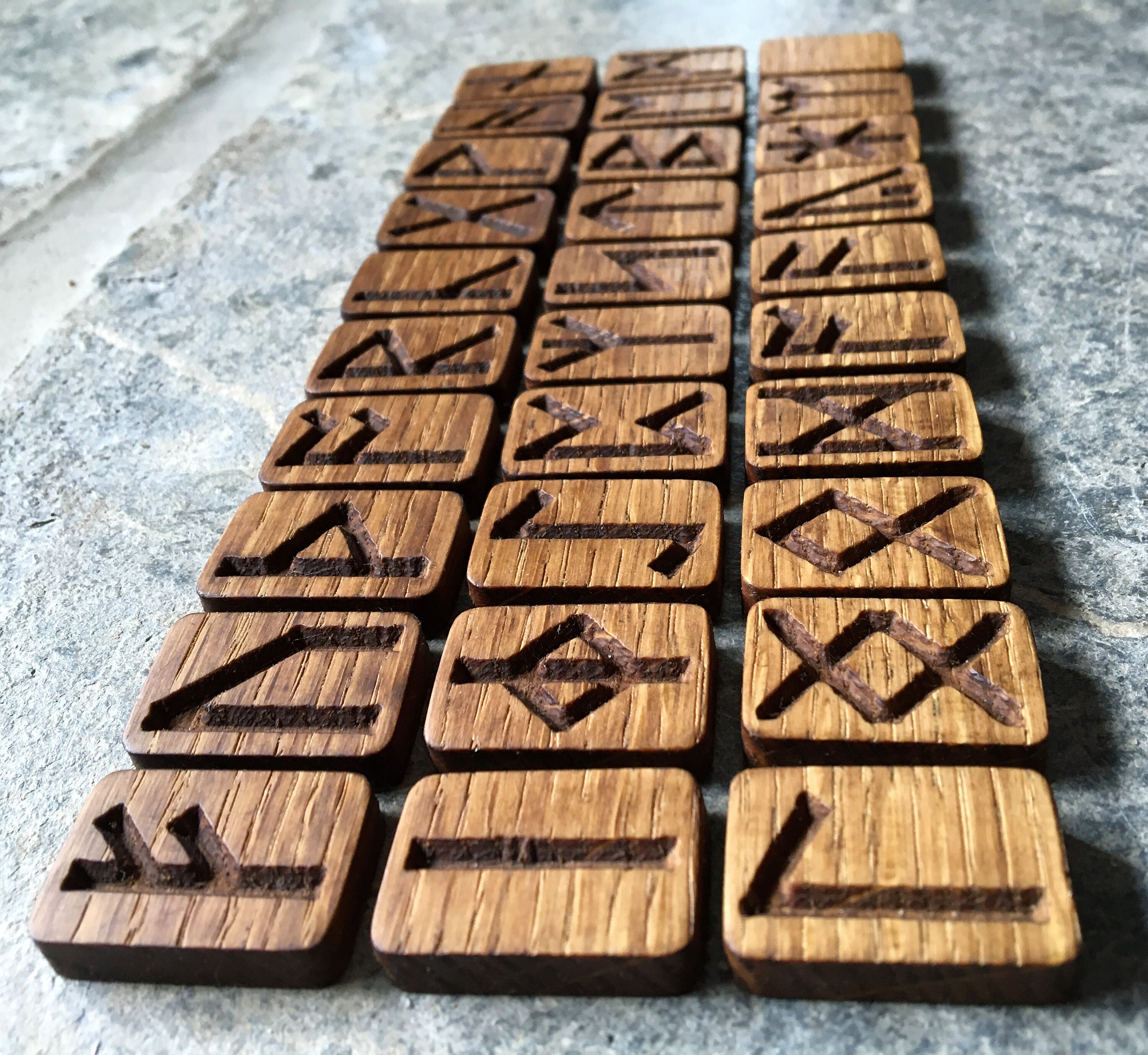 Oak Carved ANGLO-SAXON RUNE Set futhorc With Custom Oak Box - Etsy