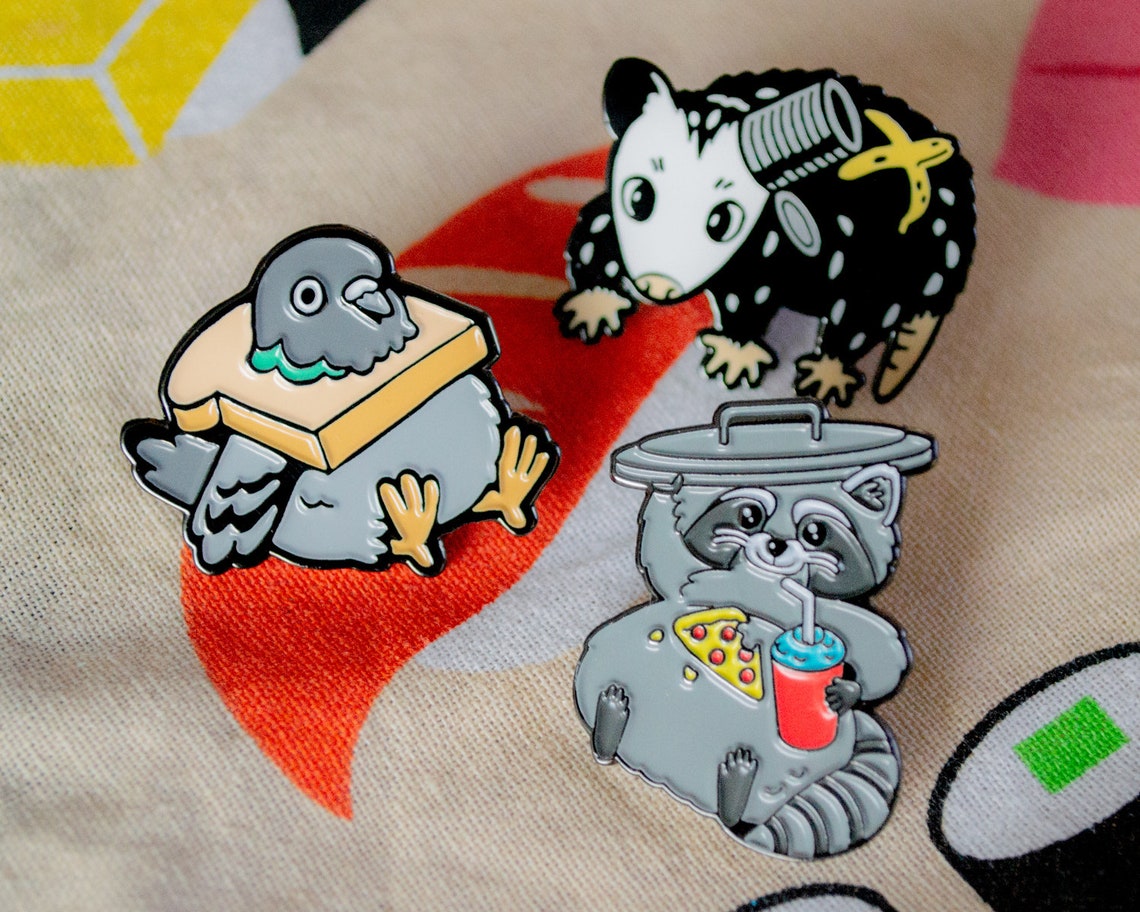 Fat Bread Pigeon Enamel Pin - Etsy