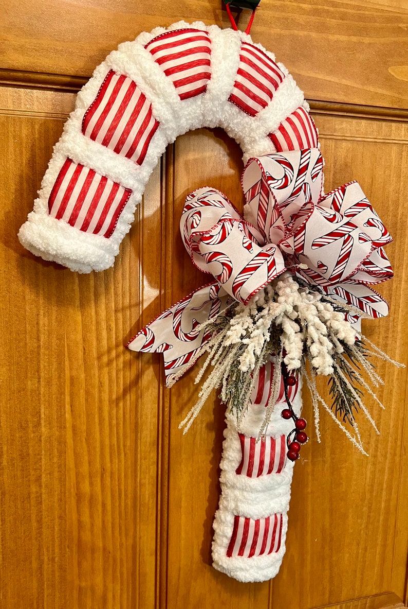 Candy Cane Door Hanger Candy Cane Wreath Christmas - Etsy