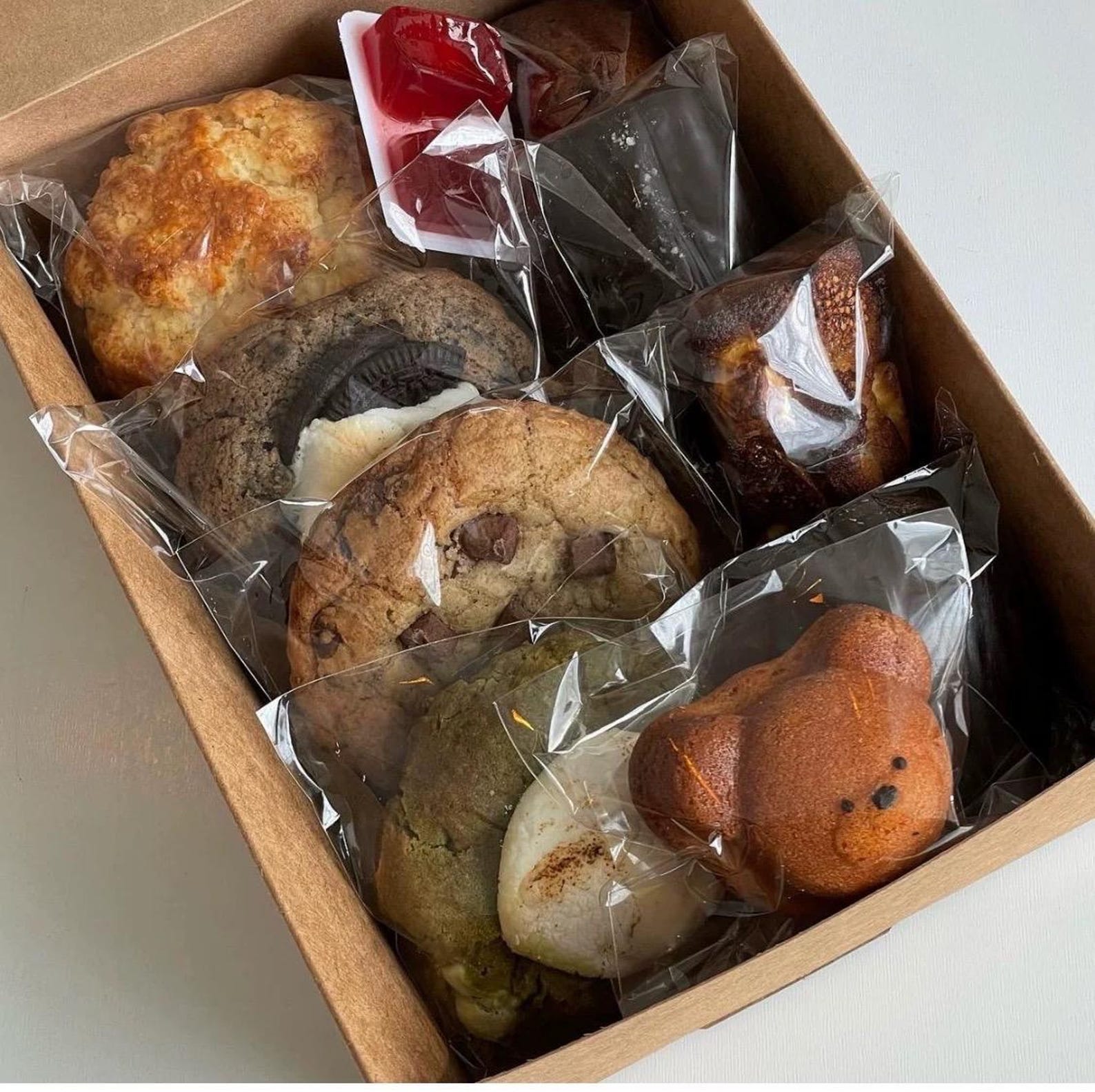 Kraft Bakery Gift Boxes - Elegant Treat Packaging for Cookies, Muffins ...