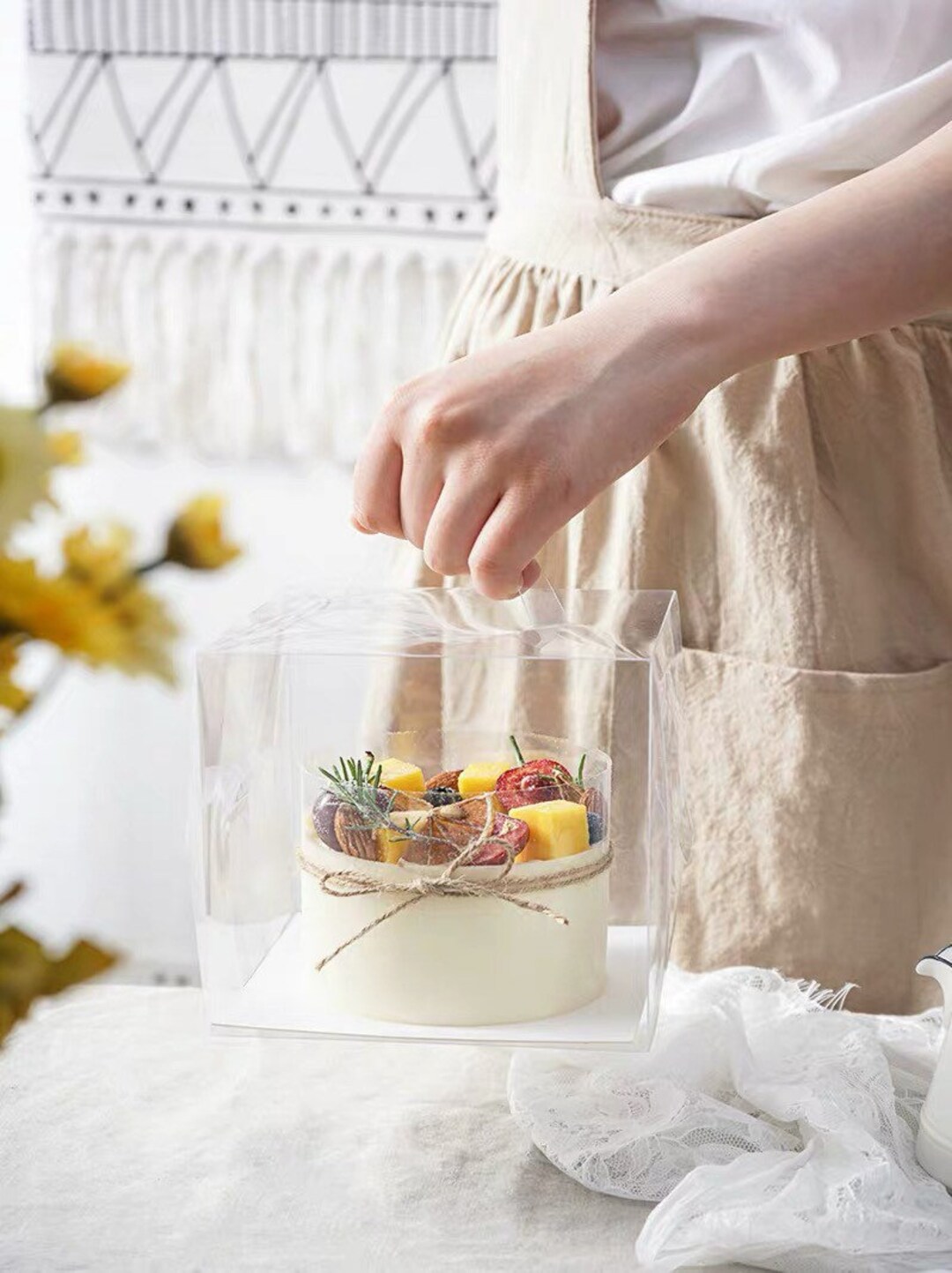 White Clear Cake Box With Handle Cake Carriers Transparent Birthday ...