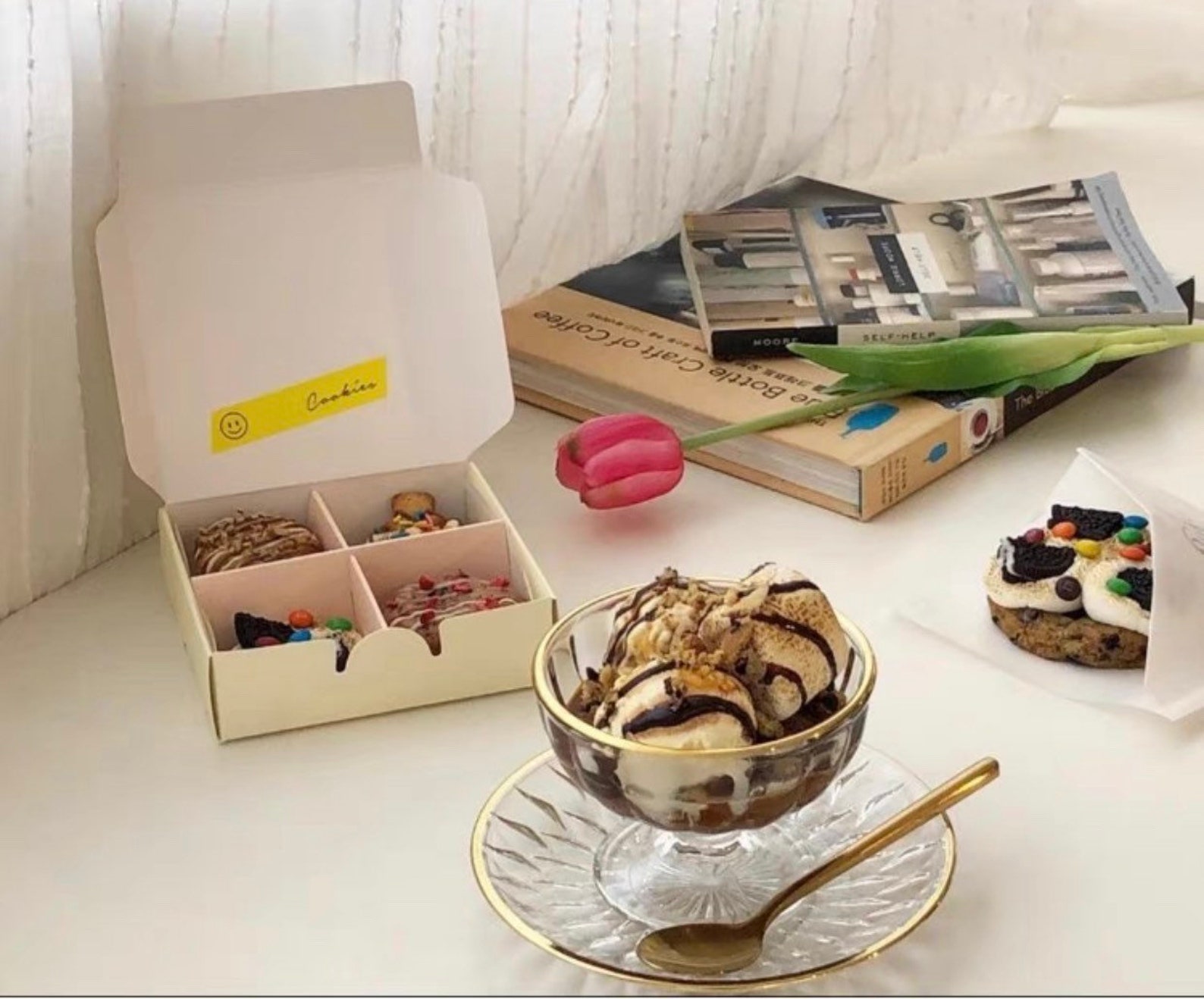 Yellow Bakery Boxes With Pink Dividers: Macaron & Treat Packaging, Pack ...