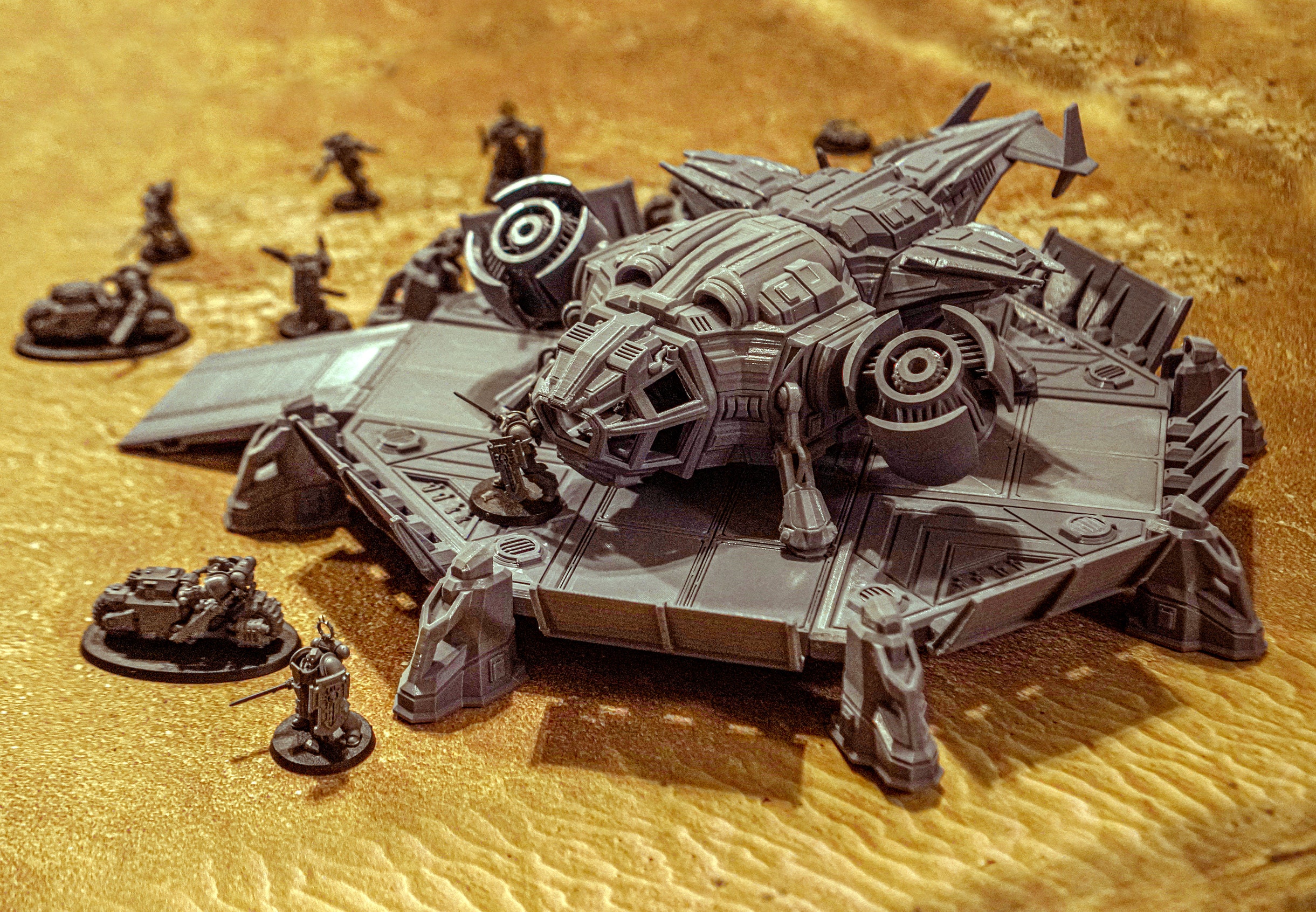 28mm Spacecraft Model Centerpiece