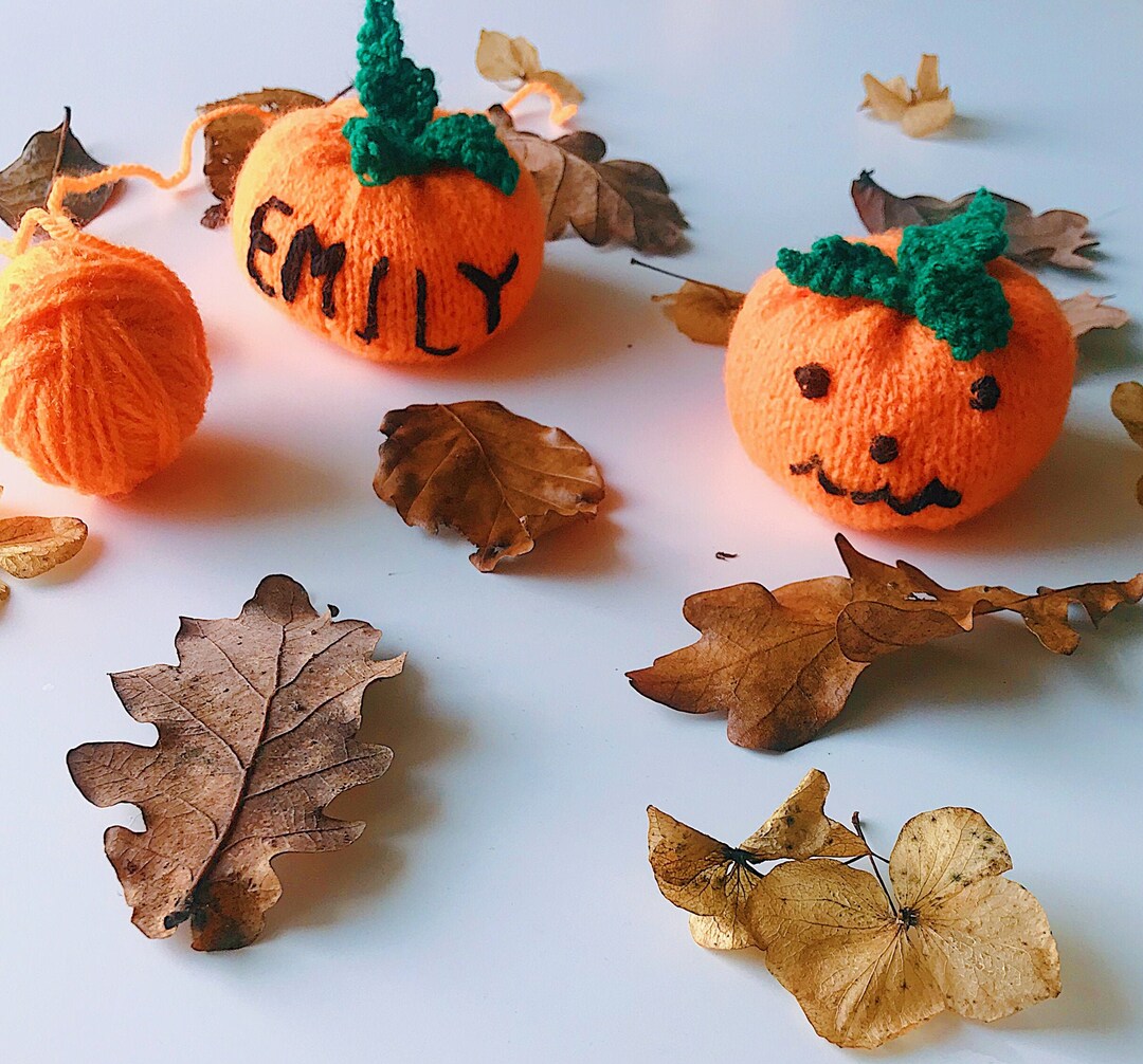 Spooky Knitted Pumpkins- Knitting Pattern - Etsy