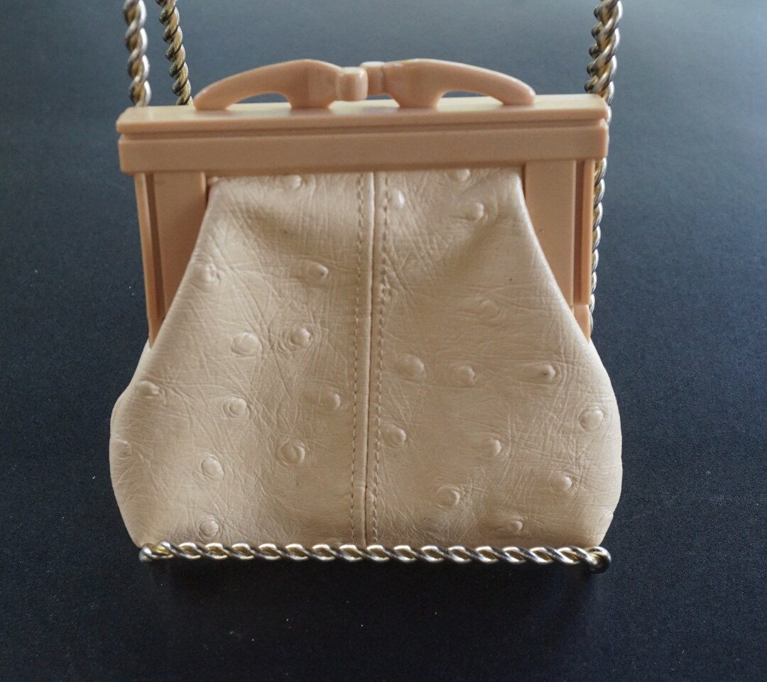 Faux Ostrich Skin Coin Purse With Kiss Lock Clasp Buff Imitation ...