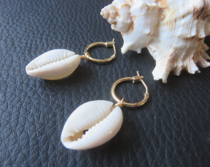 Small Creoles Golden Shells, Cauri - Etsy