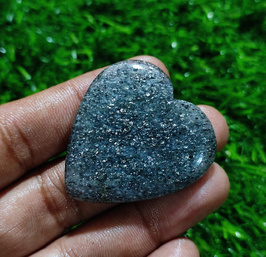 Big 76cts Flat Back Flashy Heart Shape Sunstone Black Sunstone Top ...