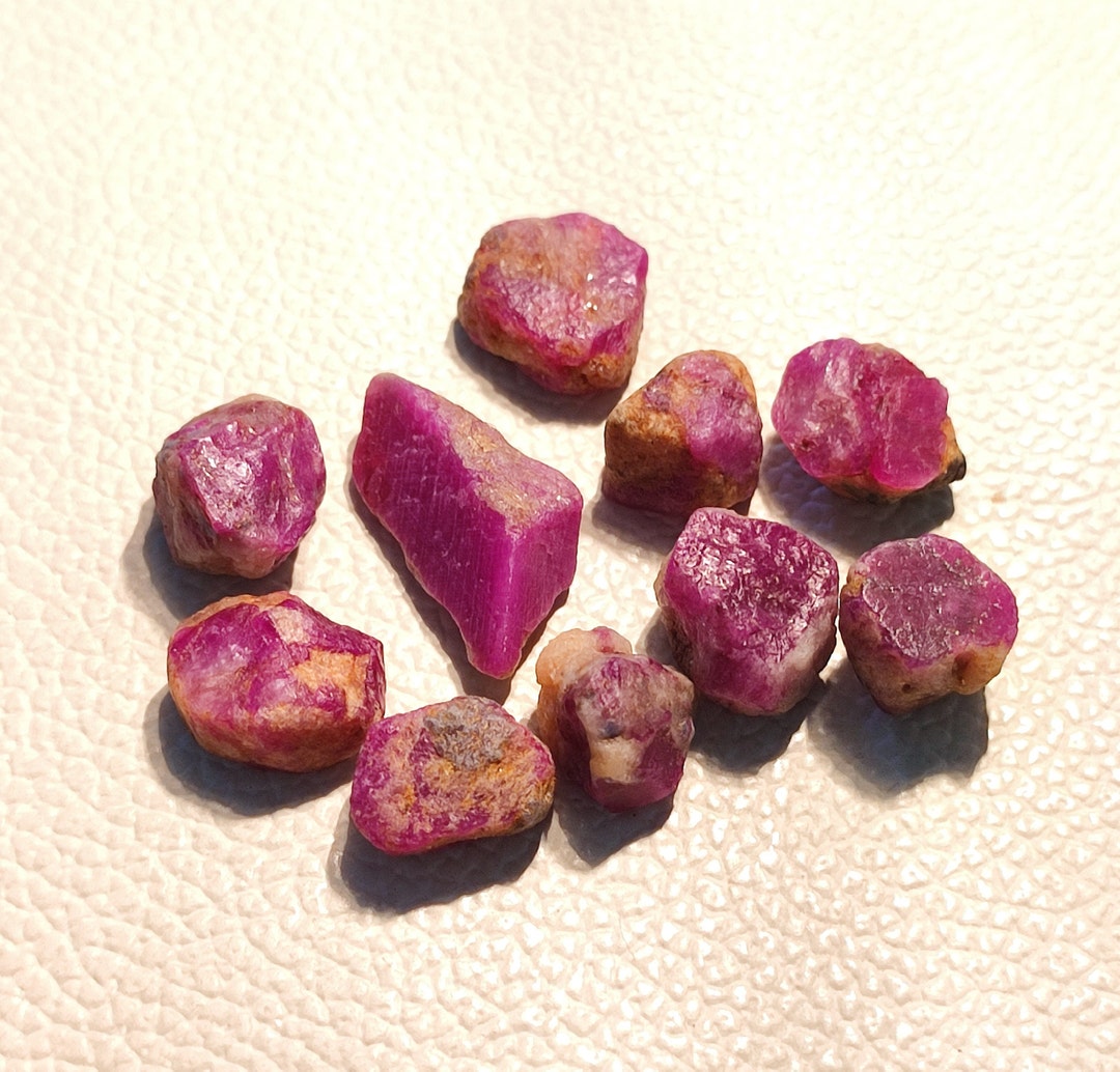 10pcs 100% Natural Ruby Raw Natural Shape Earth Mined Ruby Rough ...