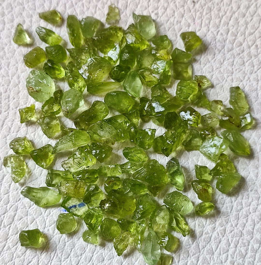 200 Pieces Full Lot Top Quality Natural Peridot Raw Rough for - Etsy