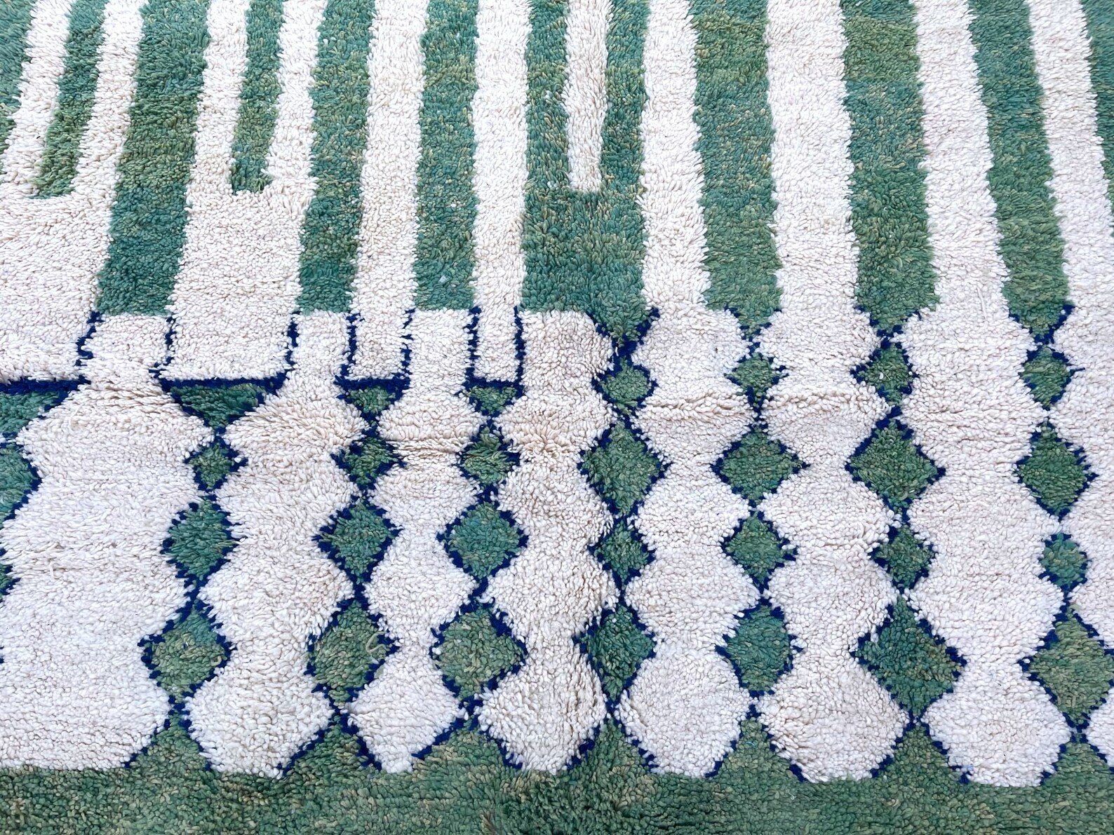 Costum Moroccan Green Rug , New Berber Design Hand-knotted Moroccan Rug ...