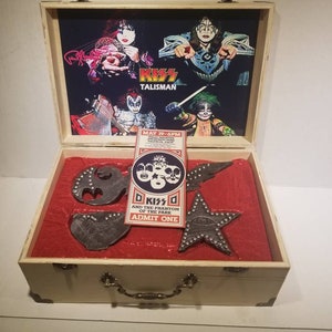 Kiss Tailsman With Box - Etsy