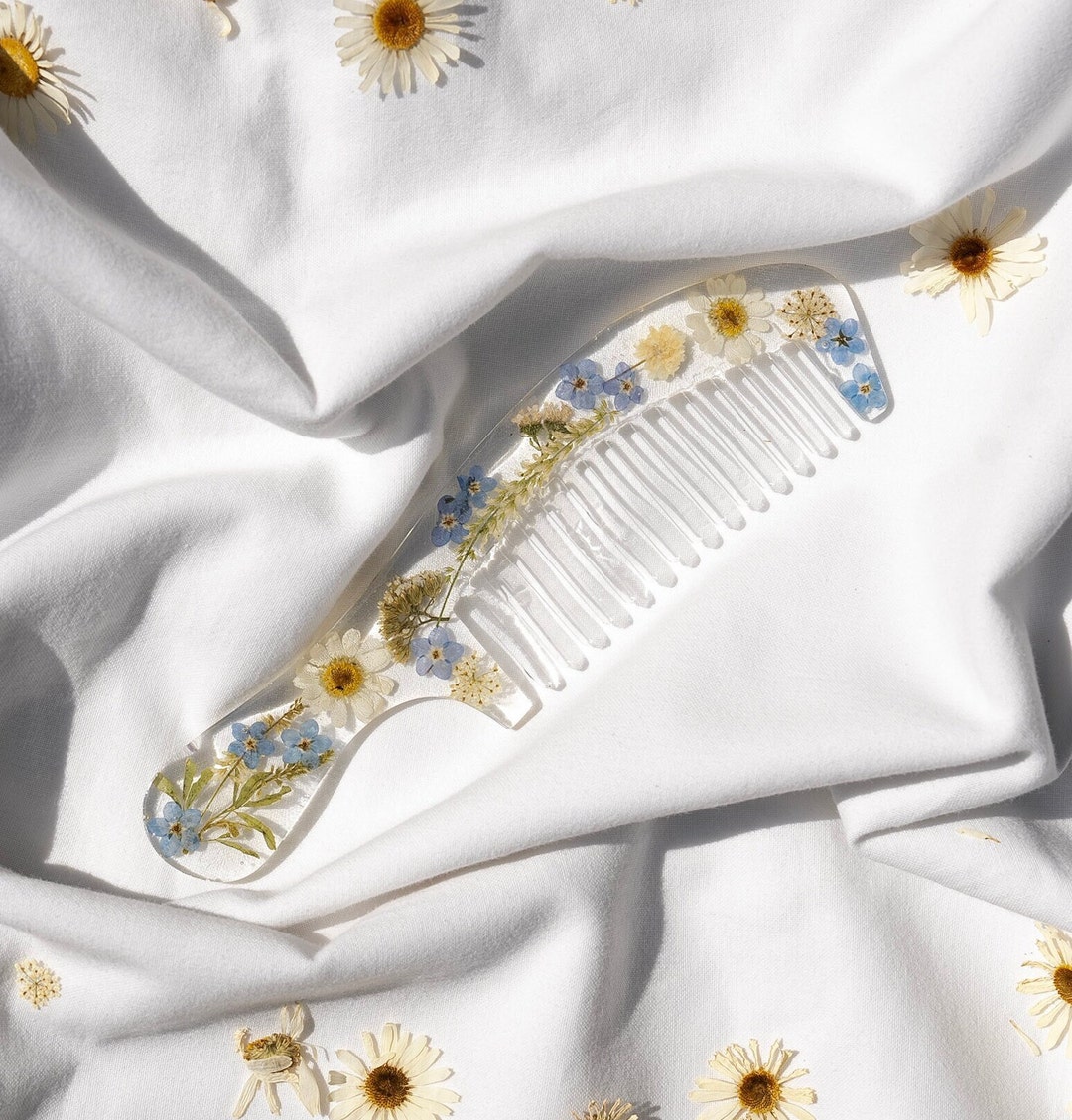 Handmade Decorative Resin Hair Comb With Real Dried Handpicked Flowers ...