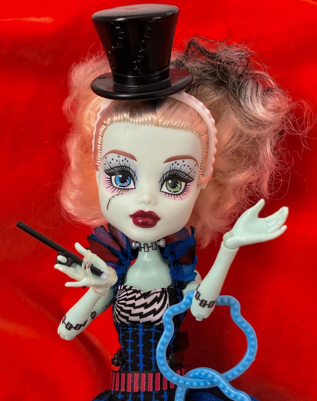 Monster High Doll Freak Du Chic Frankie Stein Doll Collector Monster ...