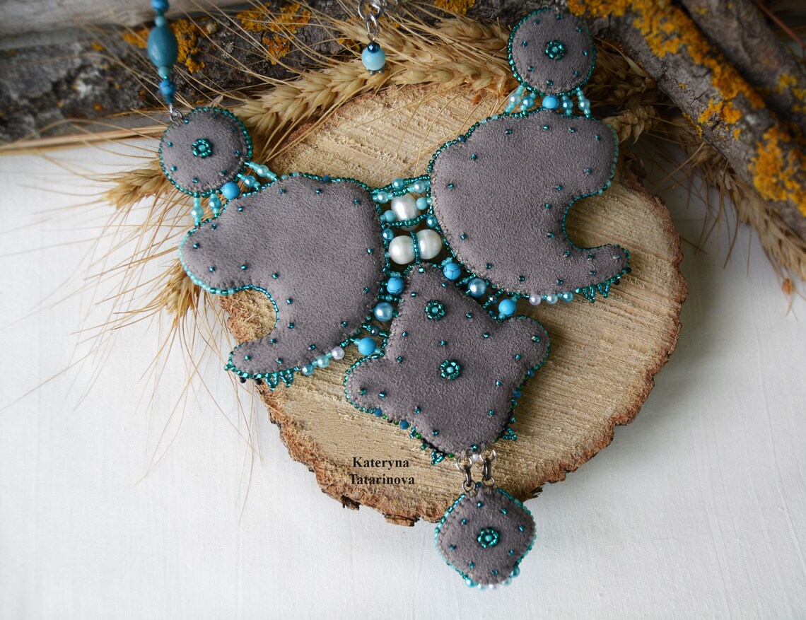 Polar White Bear Necklace - Etsy