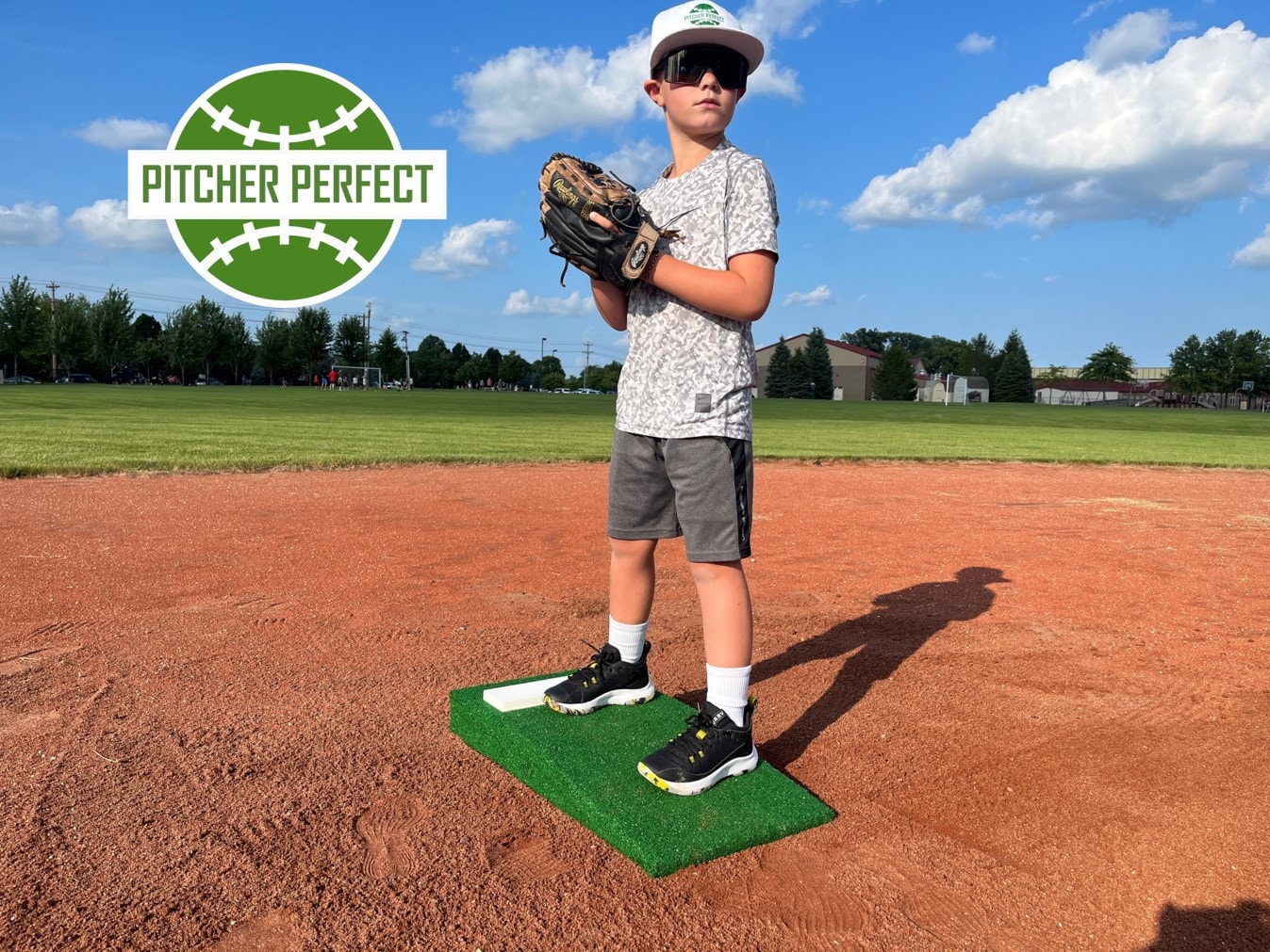 PITCHER PERFECT PM100 Portable Pitching Mound / Baseball Pitchers Mound ...