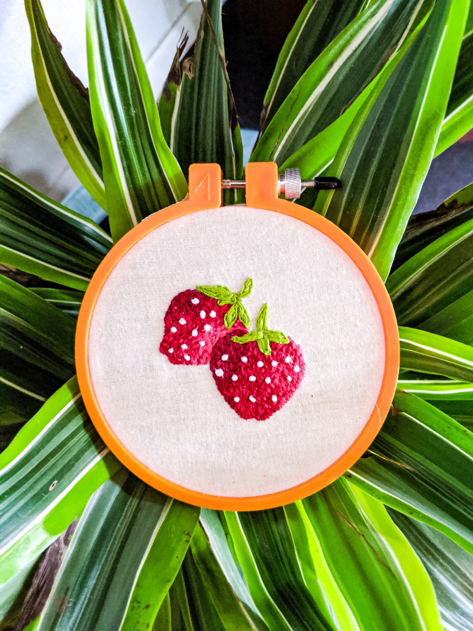 Very Strawberry Hand Embroidery - PDF Pattern - Hoop Art & Thread ...