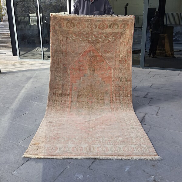 Distressed Rug - Etsy UK