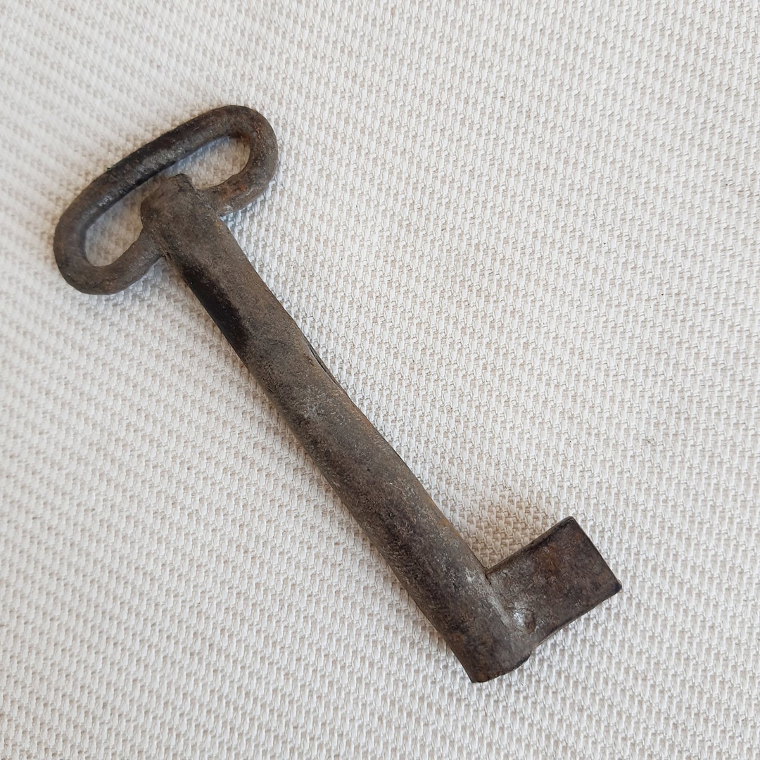 Iron Keys, Turkish Keys, Vintage Keys, Handmade Keys Old Door Key, Wood ...