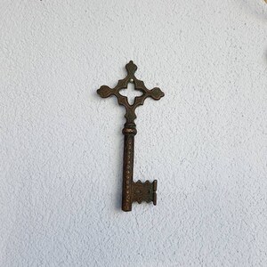 Front Door Decor Key , Old Key , Wall Decor Key , Antique Key , Vintage ...