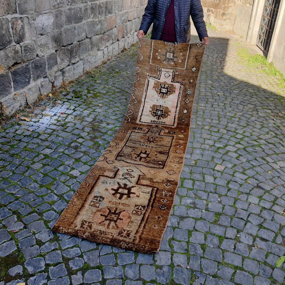 Tribal Inspired Primitive Kars Runner Rug , Southwestern Bohemian Style ...