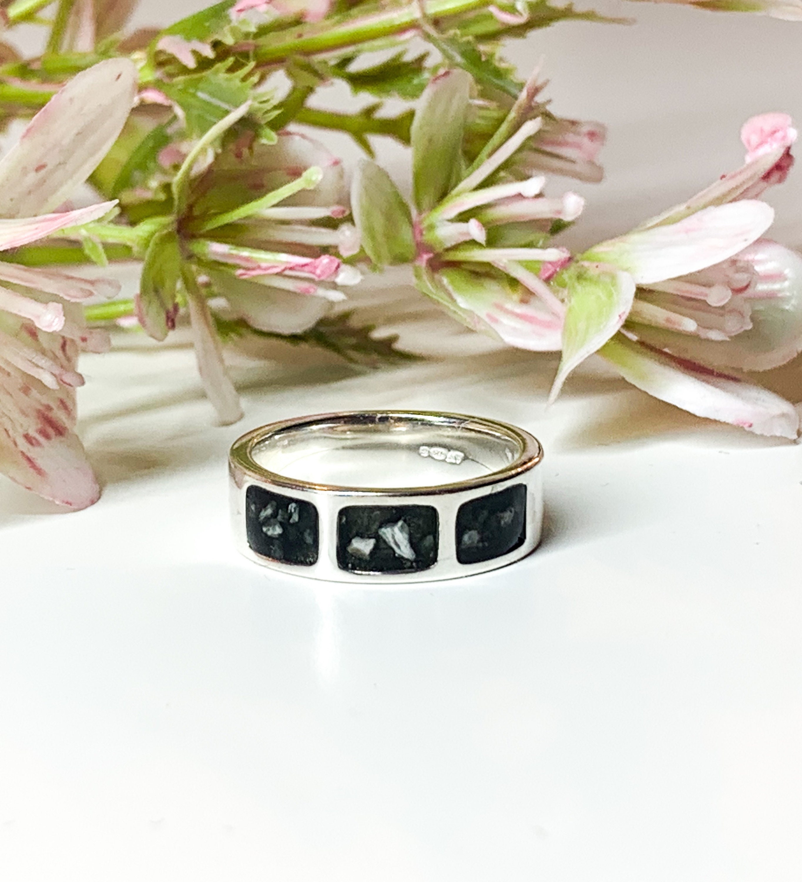 Cremation Memorial Keepsake Ashes Unisex 3 Channel Sized Ashes Band ...