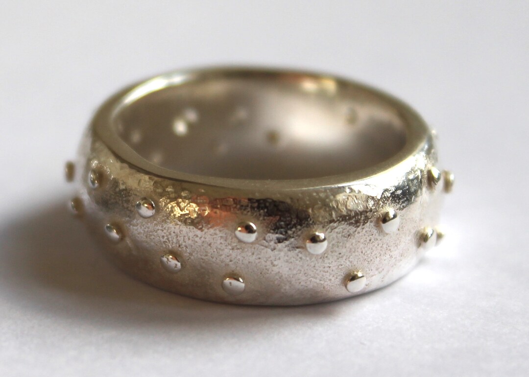 Silver Pinhead Effect Heavyweight Ring - Etsy