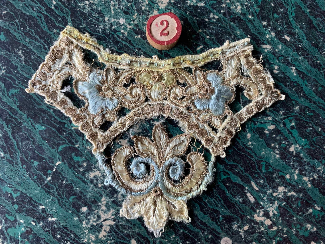 One Antique Victorian Applique With Metallic Thread Accents (ref A-5845 ...