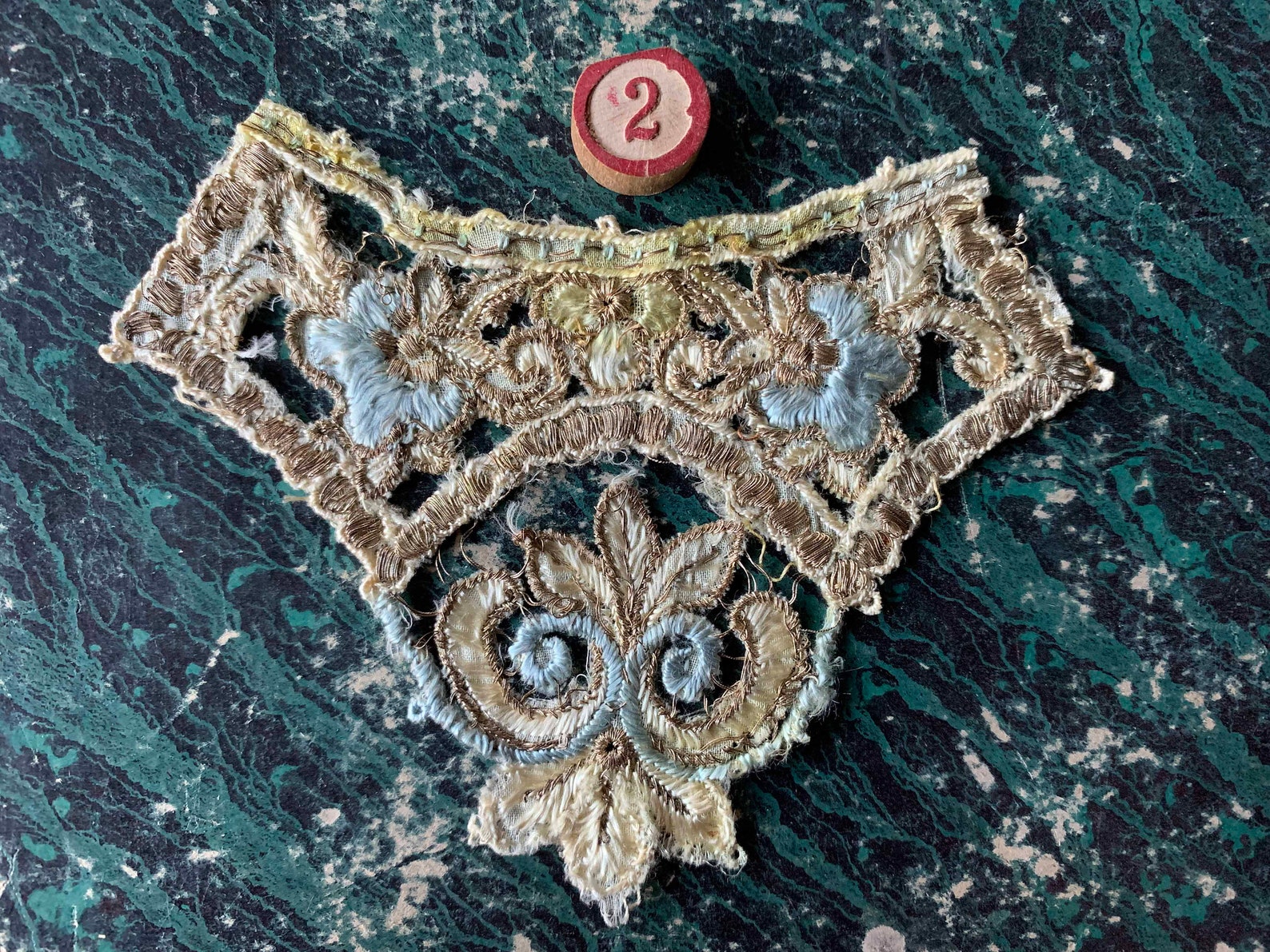 One Antique Victorian Applique With Metallic Thread Accents (ref A-5845 ...