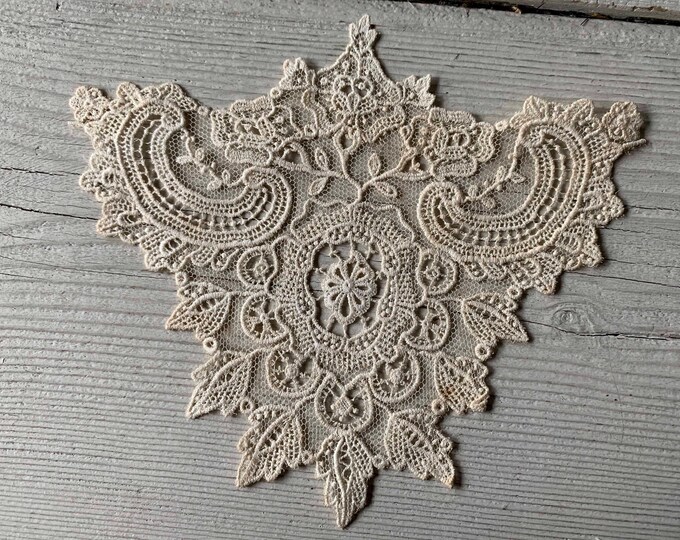 One Antique Lace Applique (ref: A-7935 Box 8) - Etsy