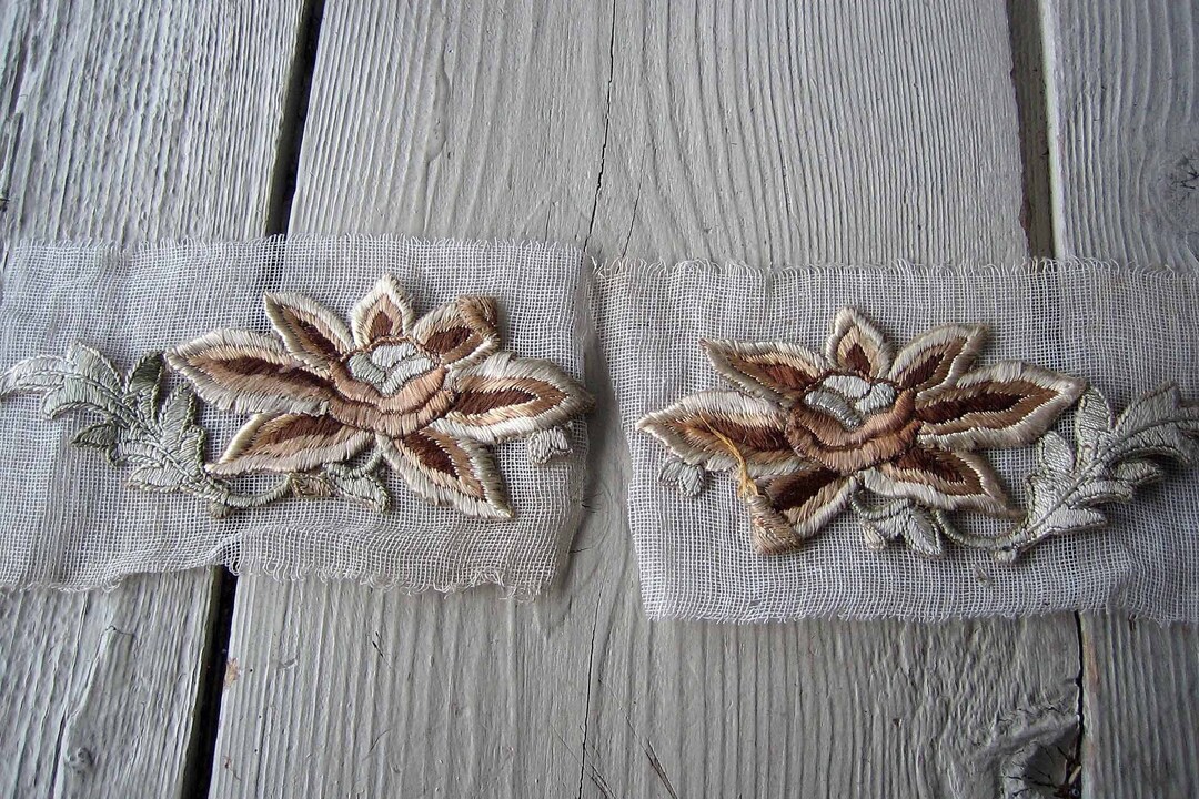 One Antique Embroidered Applique (ref: A-5621/1 Box 6) - Etsy