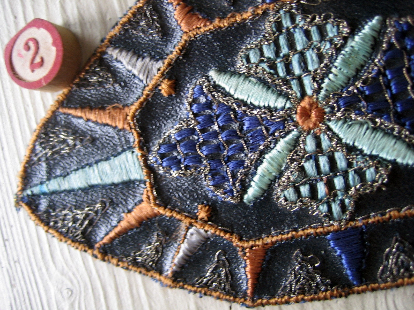 One Antique Applique With Metallic Thread Accents (ref: A-6224/109 Box ...