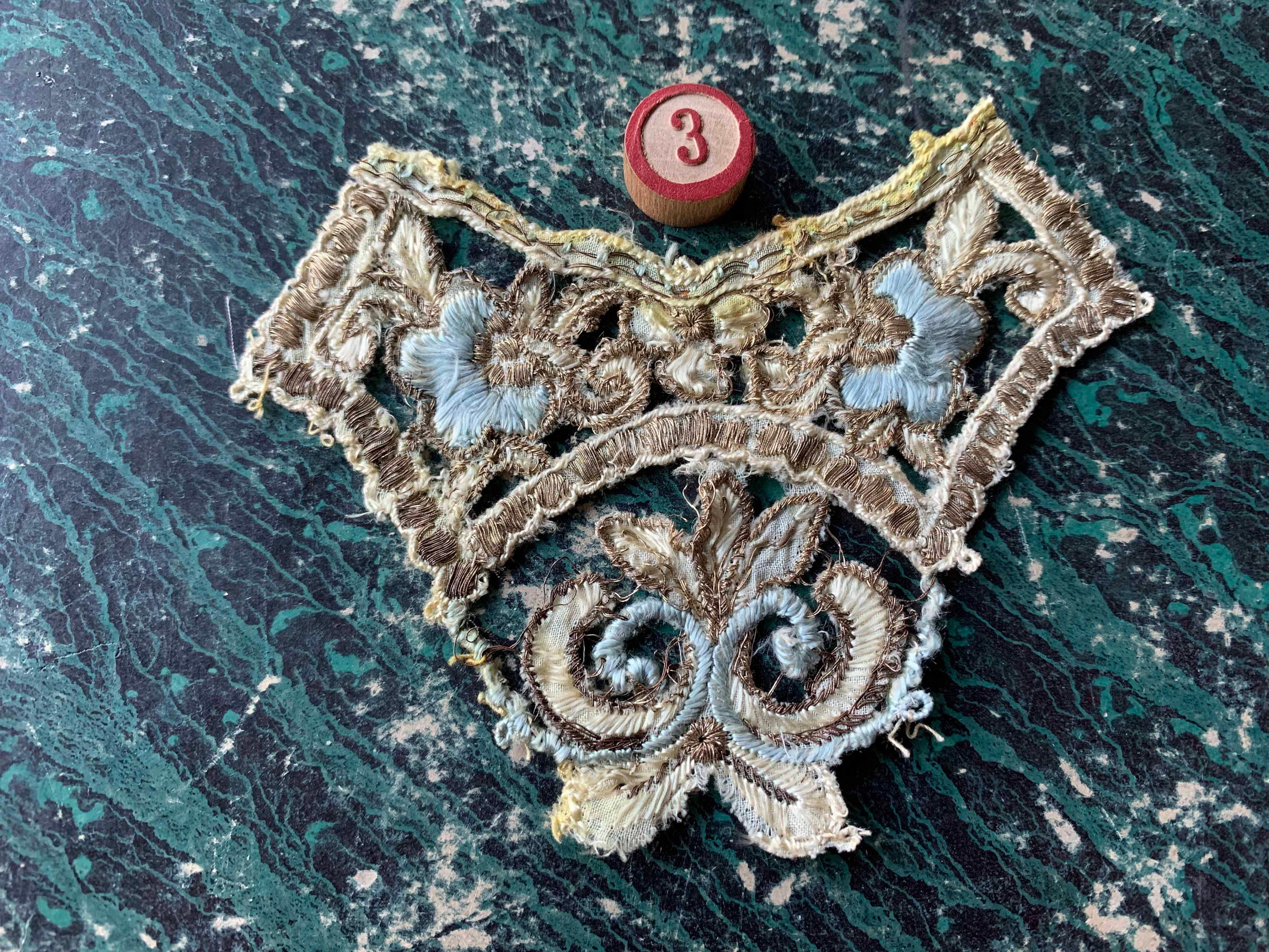 One Antique Victorian Applique With Metallic Thread Accents (ref A-5845 ...