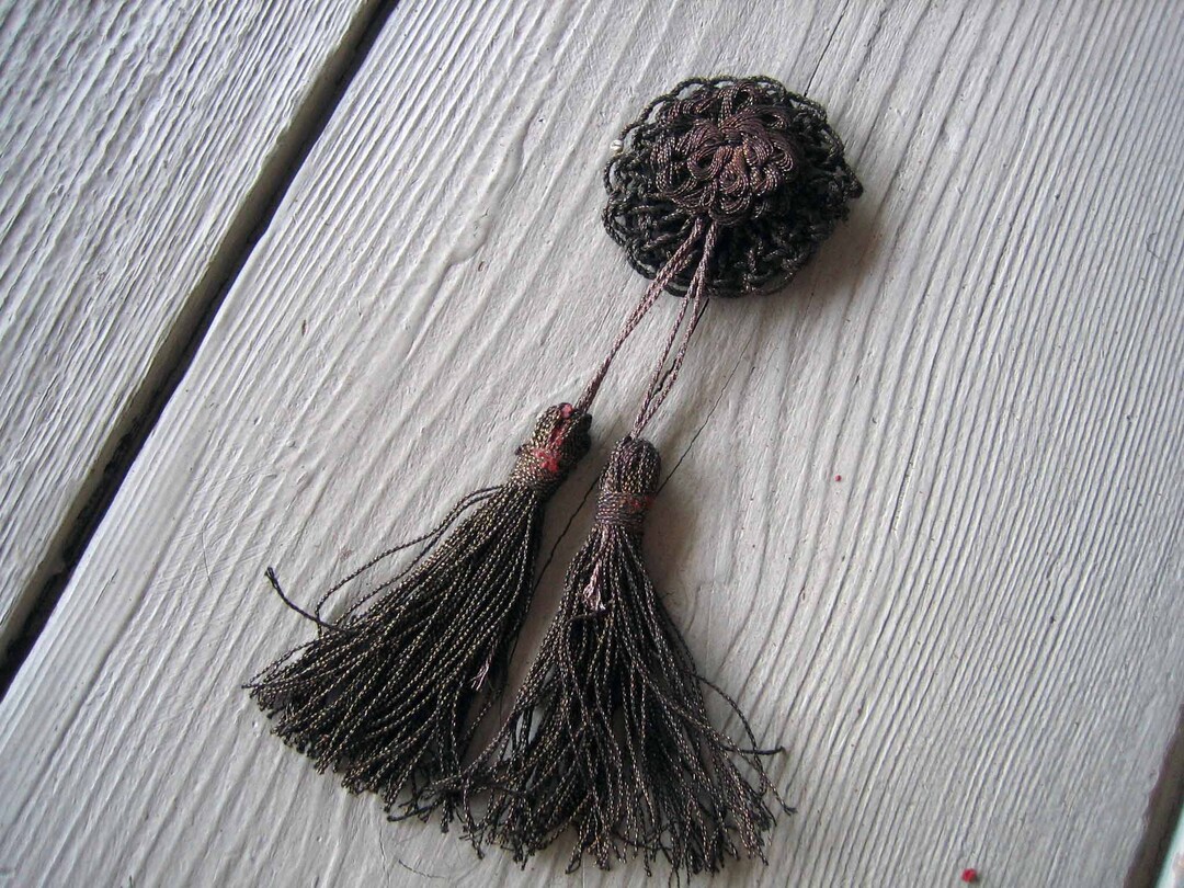 One 19th Century Tassel Sample From a French Metallic Trim Sample Book ...