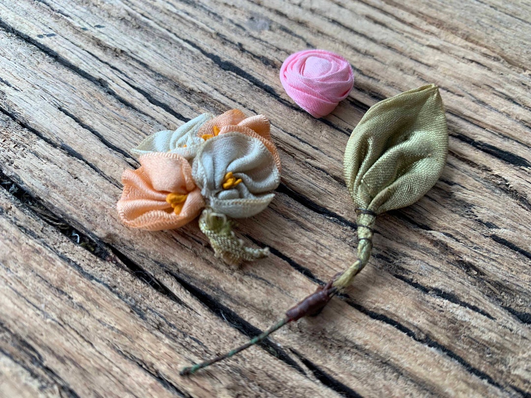 Three Small Antique Ribbonwork Pieces ref: A-7448/9 Box 7 - Etsy