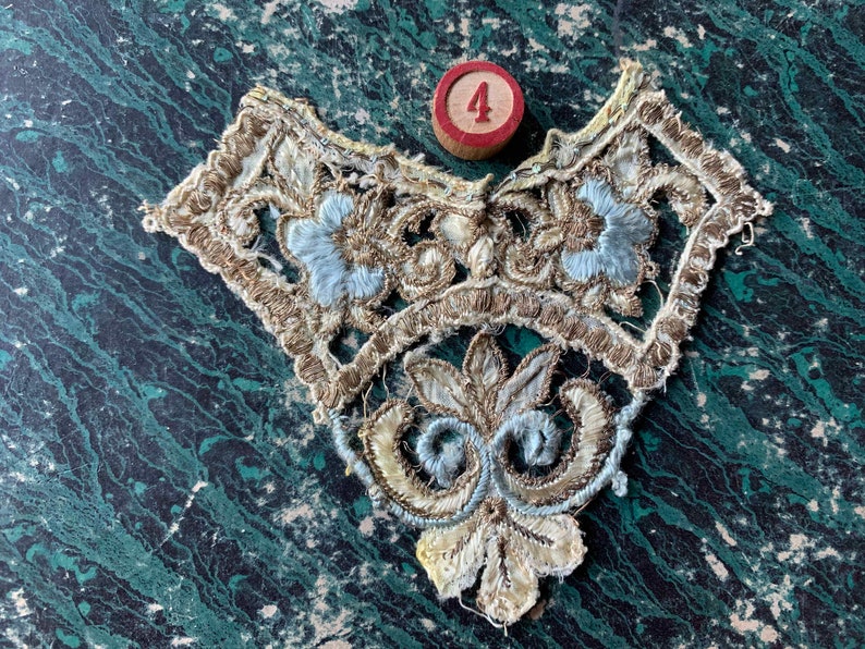 One Antique Victorian Applique With Metallic Thread Accents (ref A-5845 ...