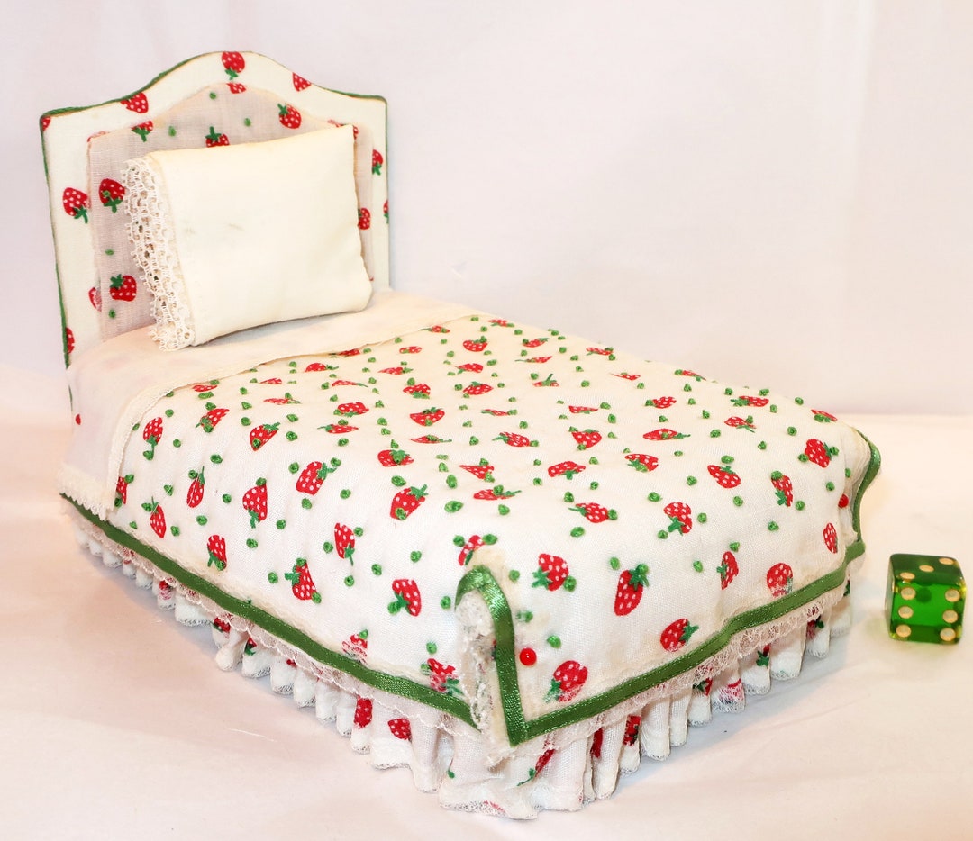 DOLLHOUSE MINIATURE BED by Artisan Alice Romek Elegant Vintage White ...