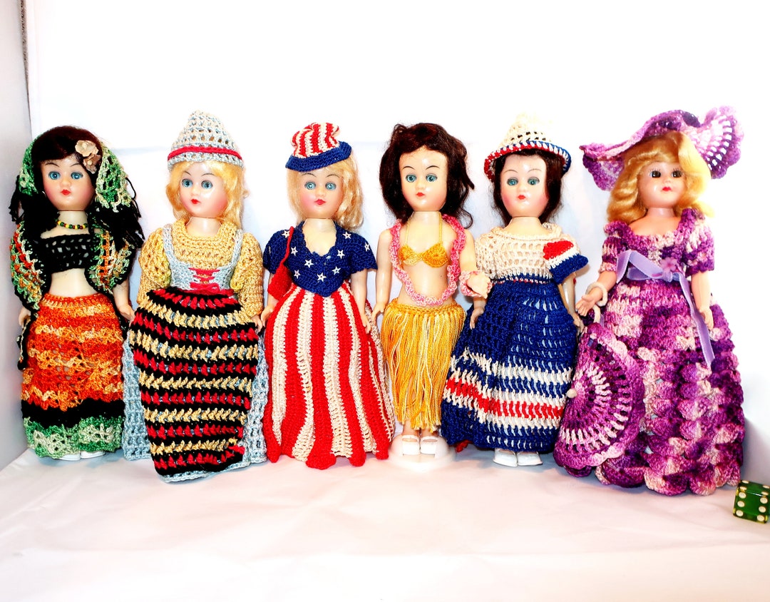 8 DRESS ME DOLLS Choose Vintage Hand Crocheted Thread Costume Patriotic ...