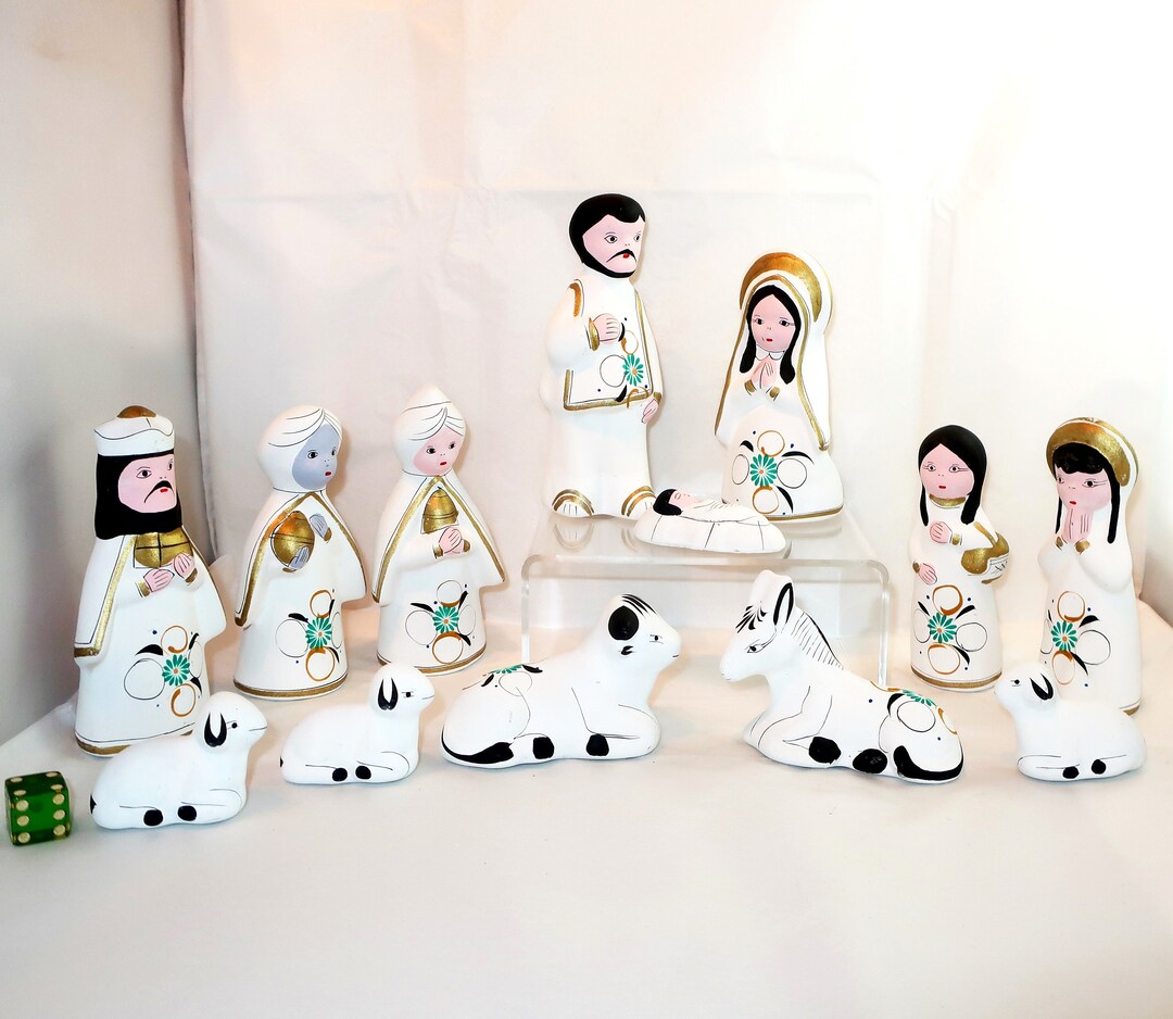 MEXICAN POTTERY NATIVITY 13 Piece Folk Art Figurine Set White Gold ...
